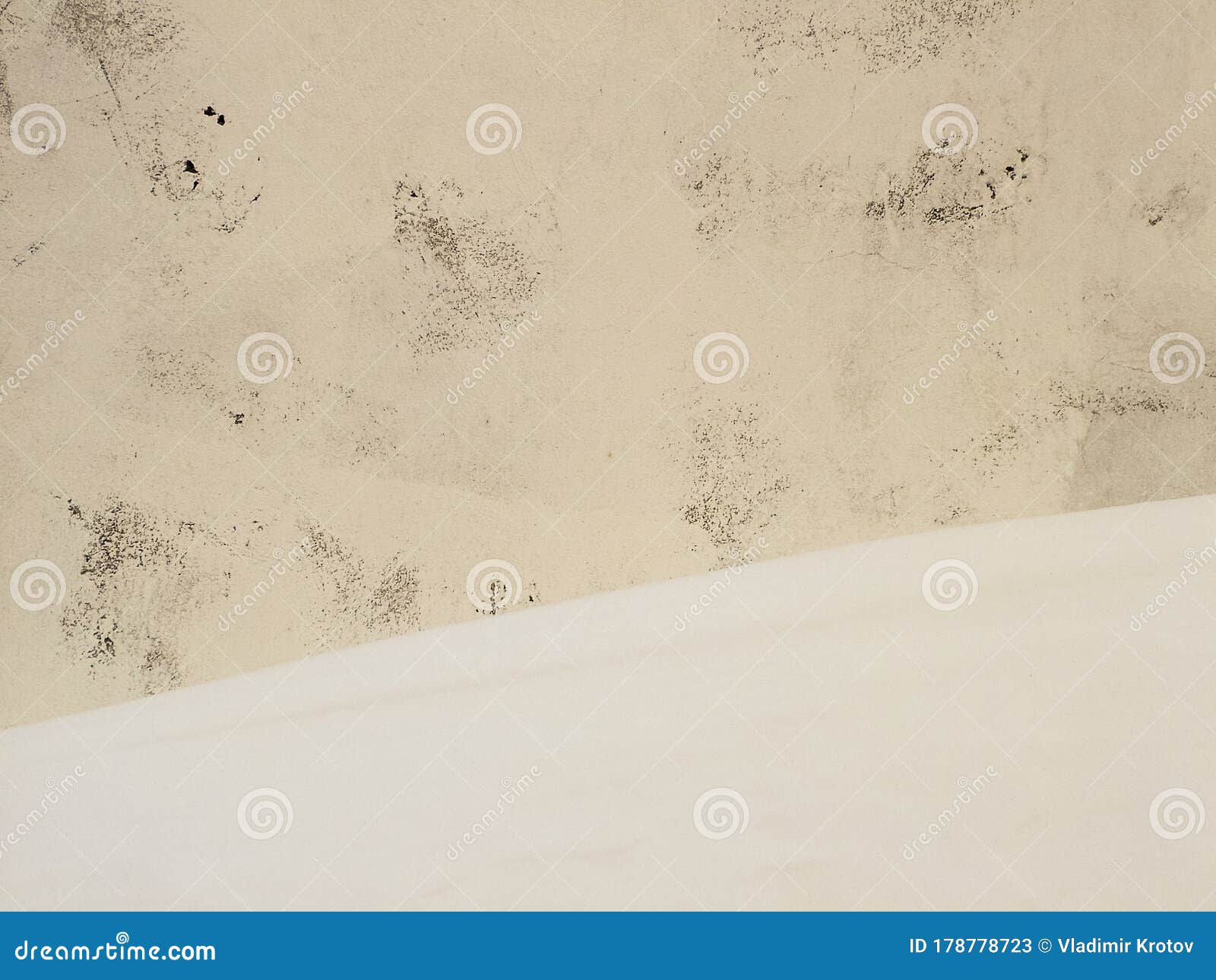 Surface of the Wall and Snow Stock Image - Image of pattern, spot ...