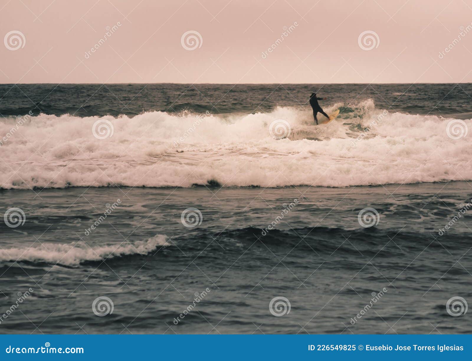 Surfer Faces a Wave in the Sea Editorial Image - Image of recreation ...