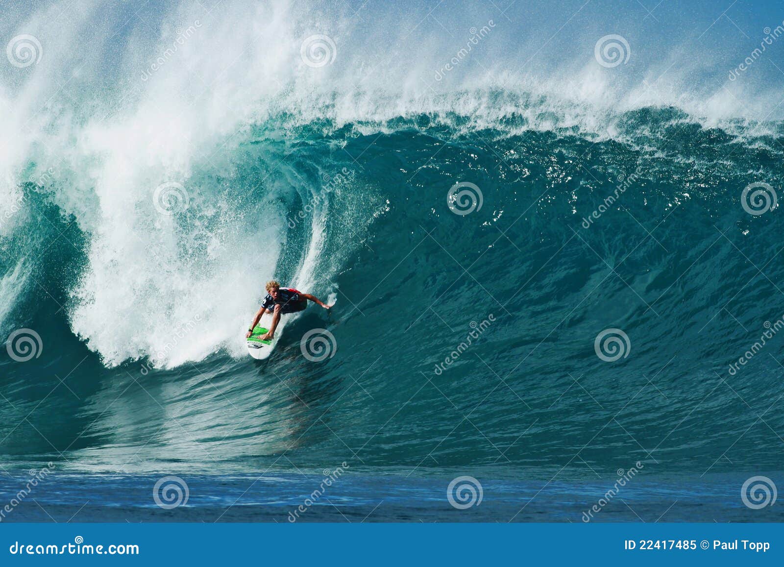Surfer John Florence Surfing Pipeline in Hawaii Editorial Image - Image ...