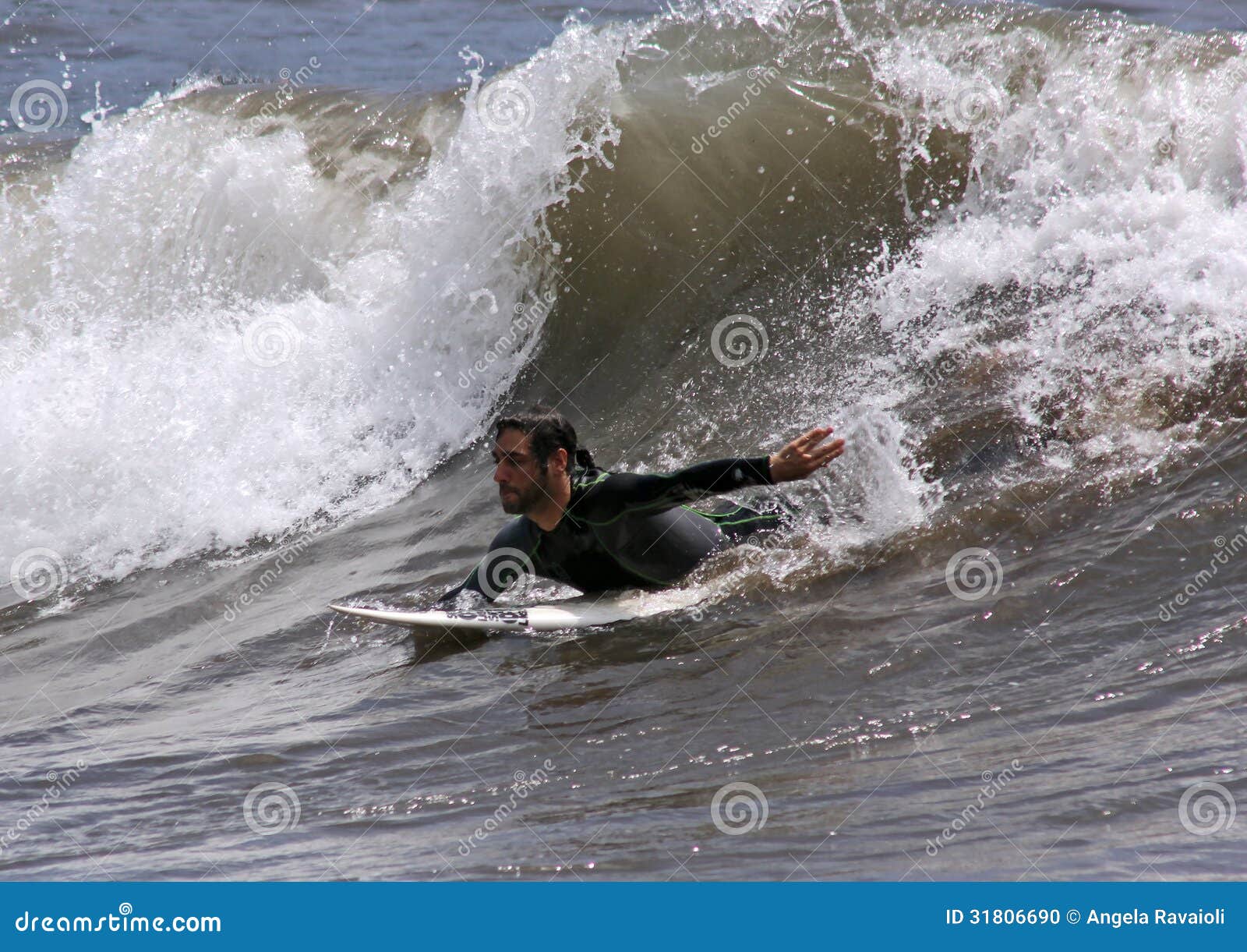 Surfer in Levanto editorial image. Image of energy, surf - 31806690