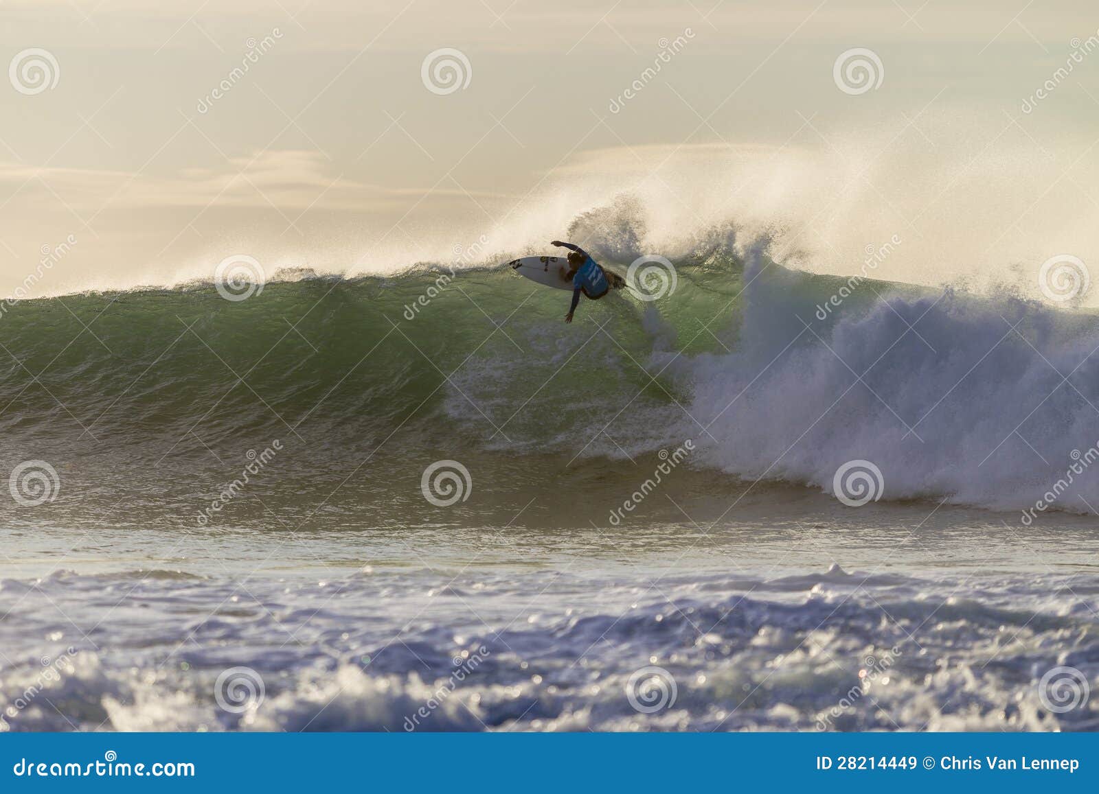 Surfer Top Turn Wave editorial stock image. Image of surfing - 28214449