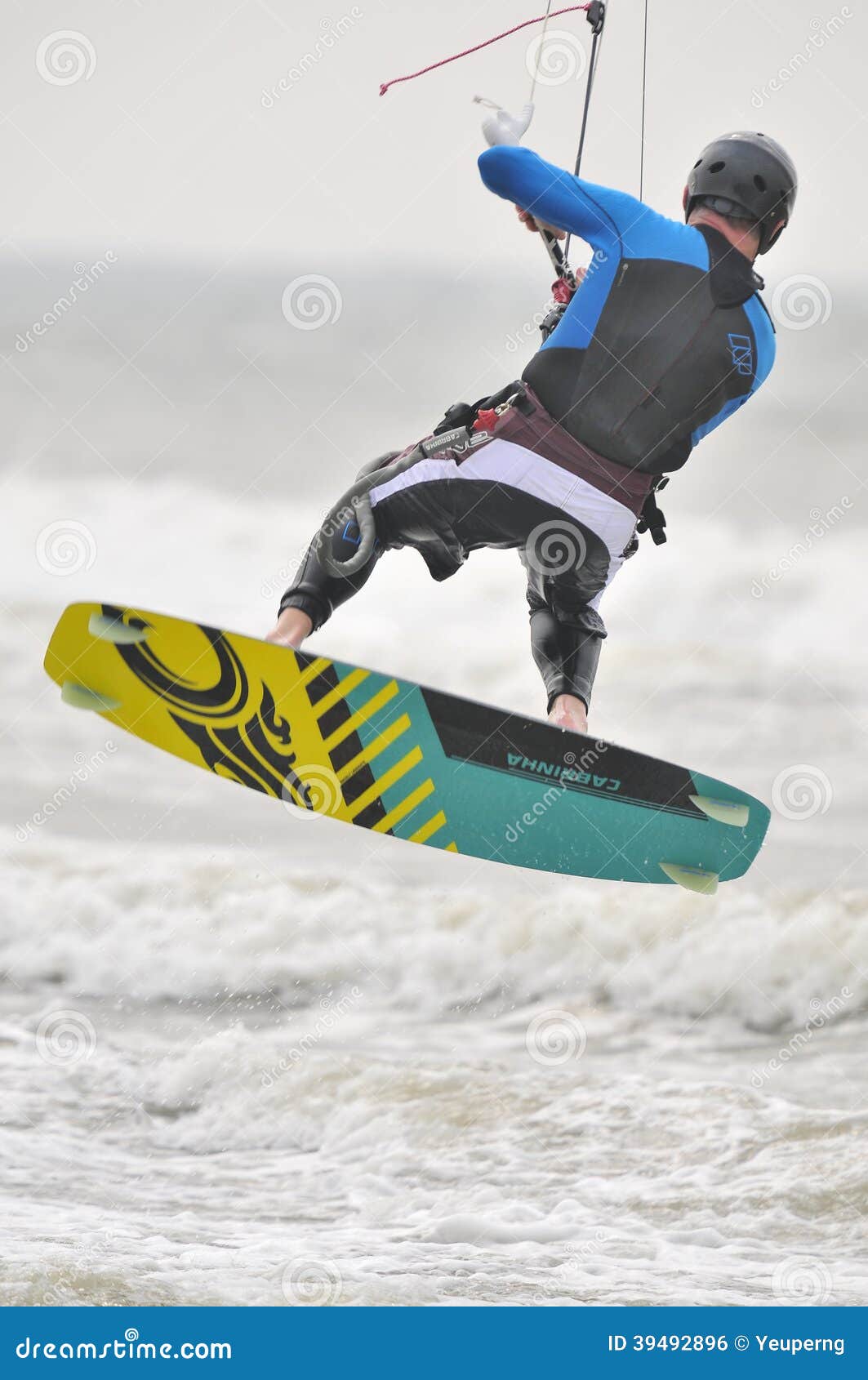 Surfing into the air. editorial photo. Image of spray - 39492896