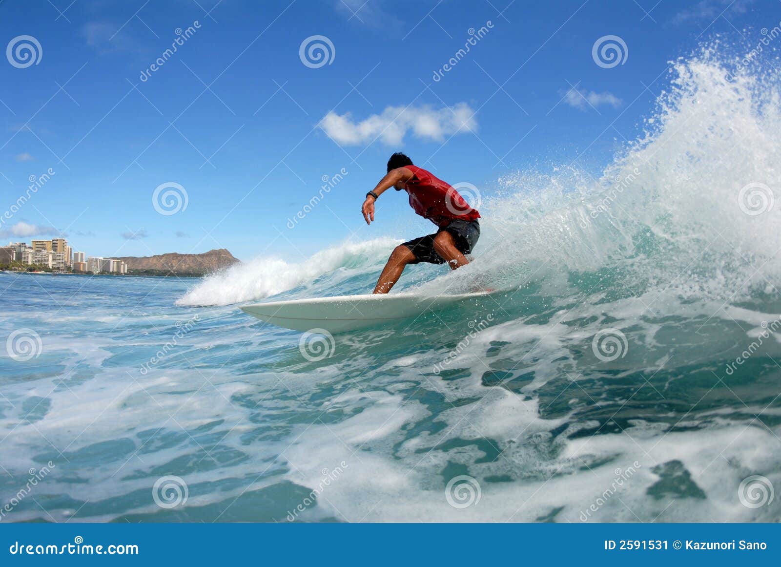 Surfing Cutback editorial photo. Image of watersports - 2591531