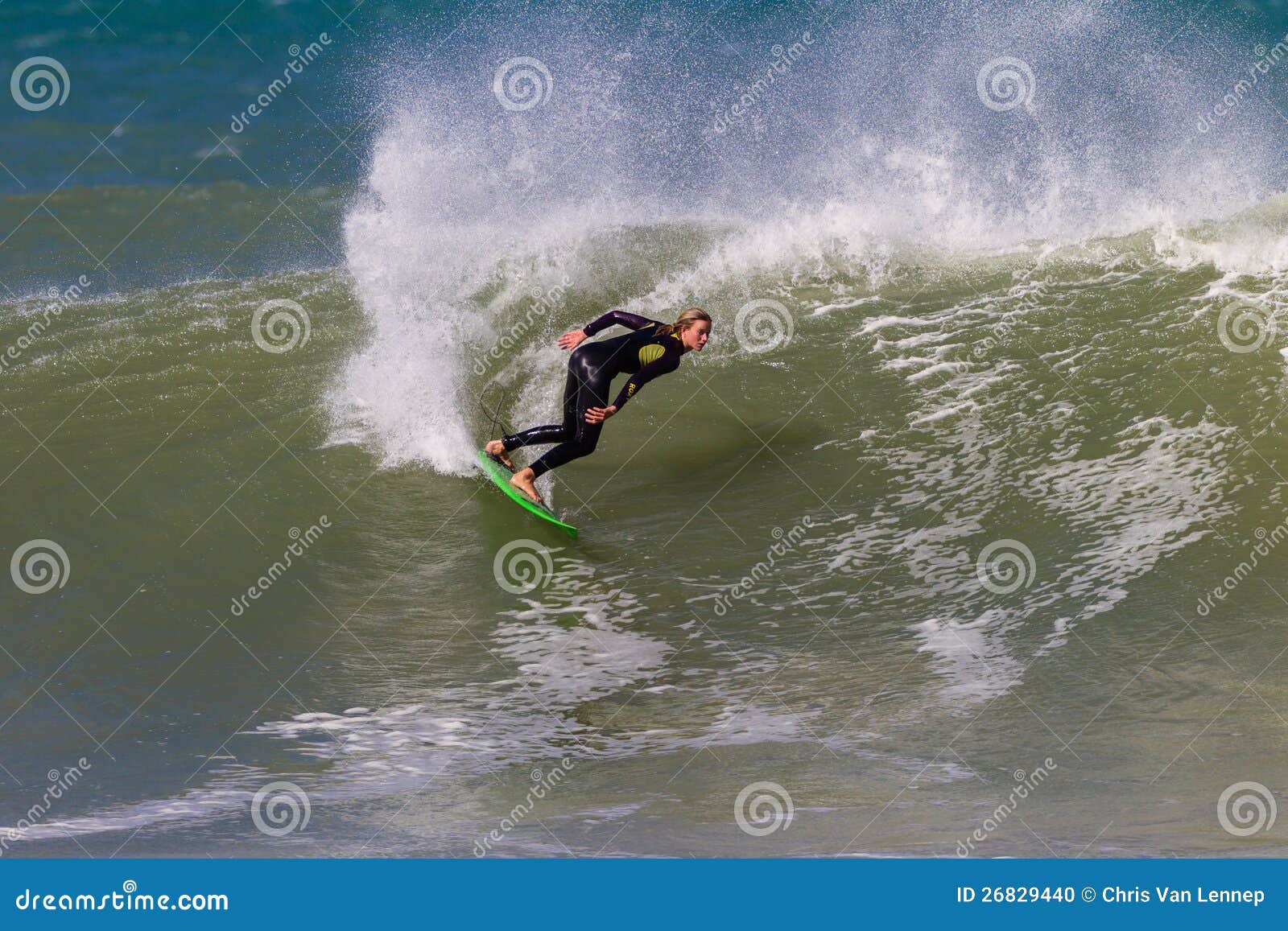 Surfing Girl Wave Turn editorial image. Image of balance - 26829440