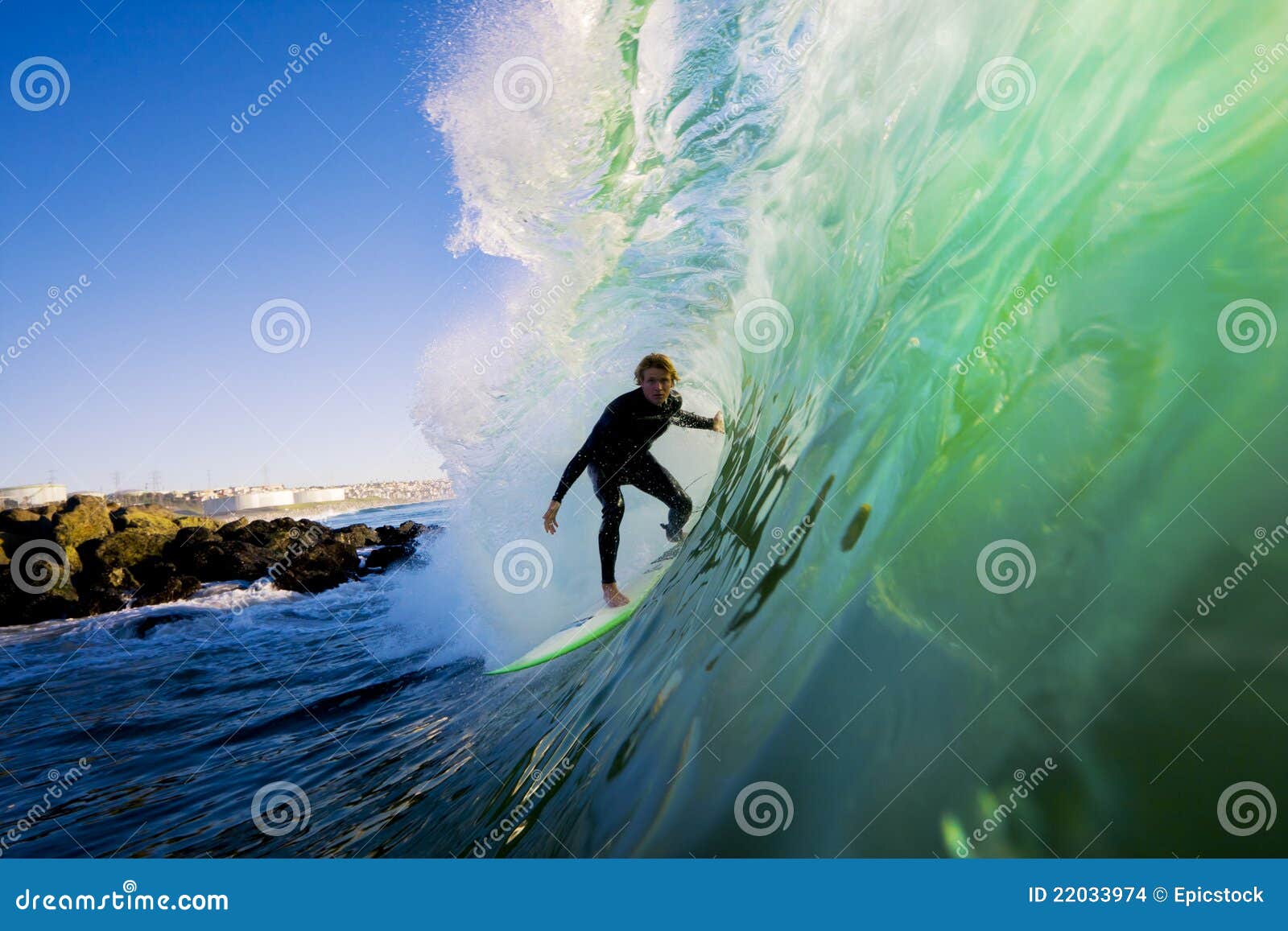 Surfista Sull'onda Al Tramonto Fotografia Stock - Immagine di estremo ...