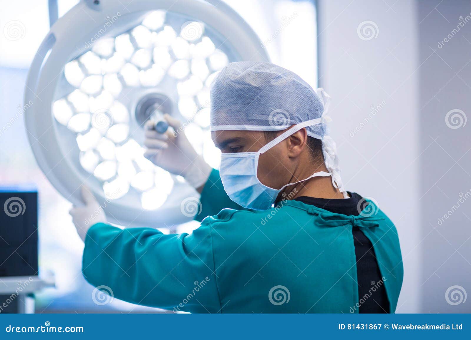 Surgeon Adjusting Surgical Light in Operation Theater Stock Image ...