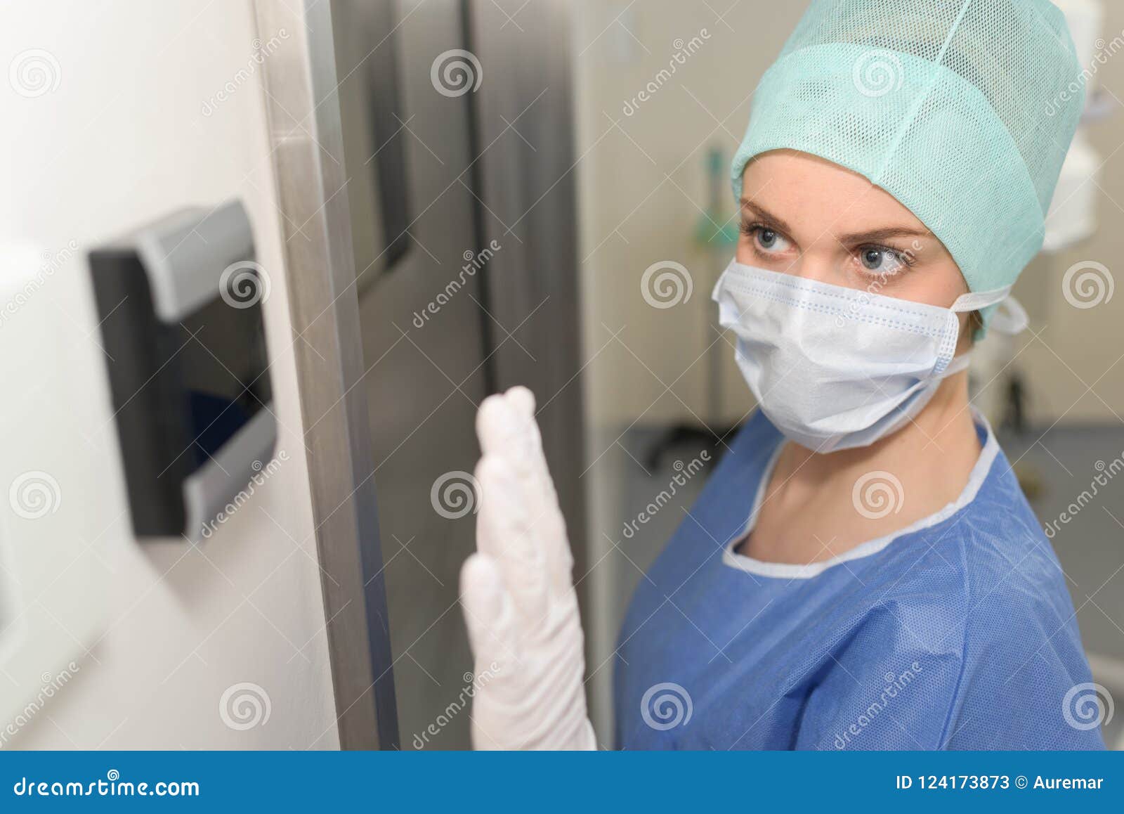 Surgeon Anesthesist Photos - Free & Royalty-Free Stock Photos from ...