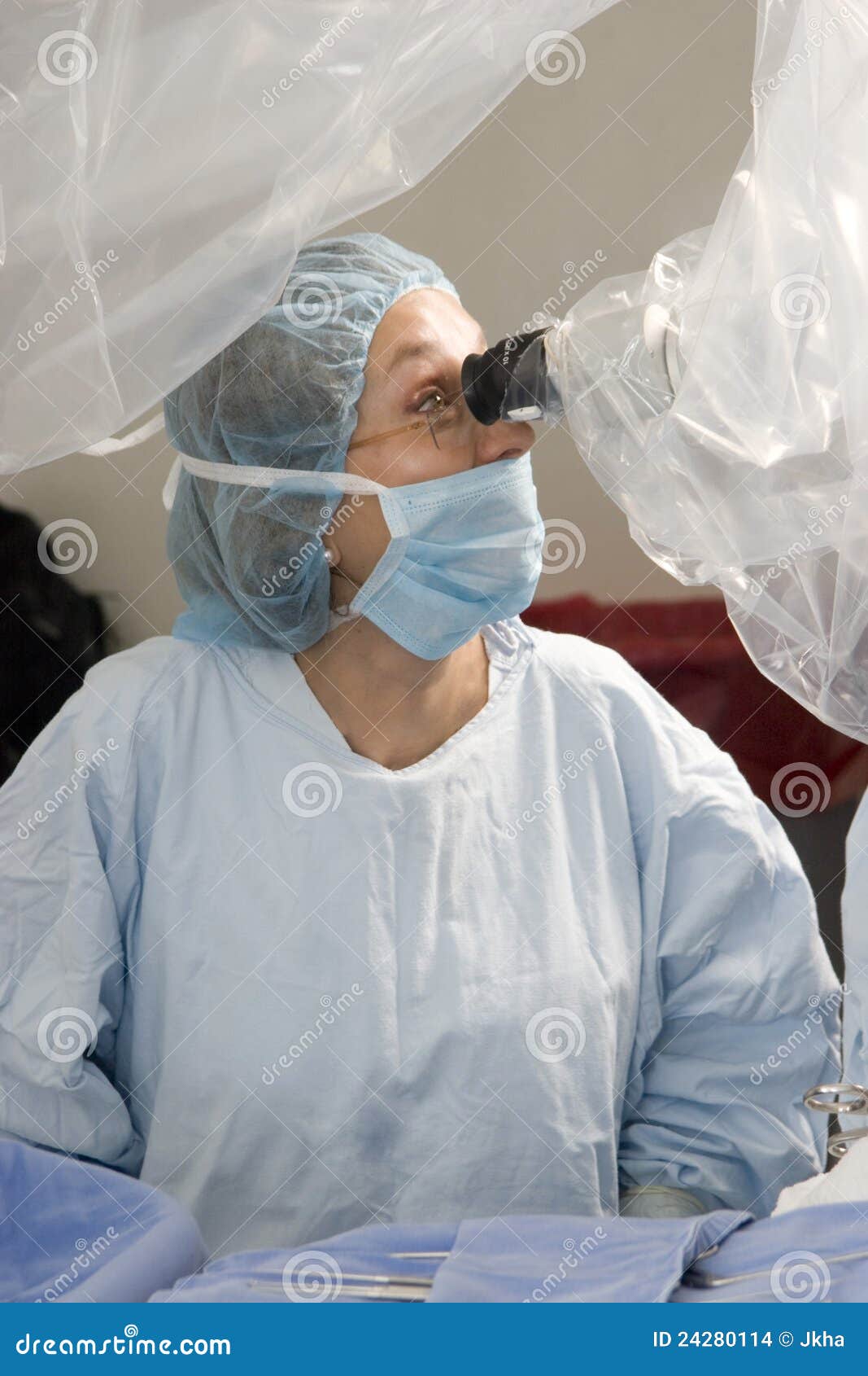 Surgeon Using Operating Microscope Stock Photo - Image of health, medic ...