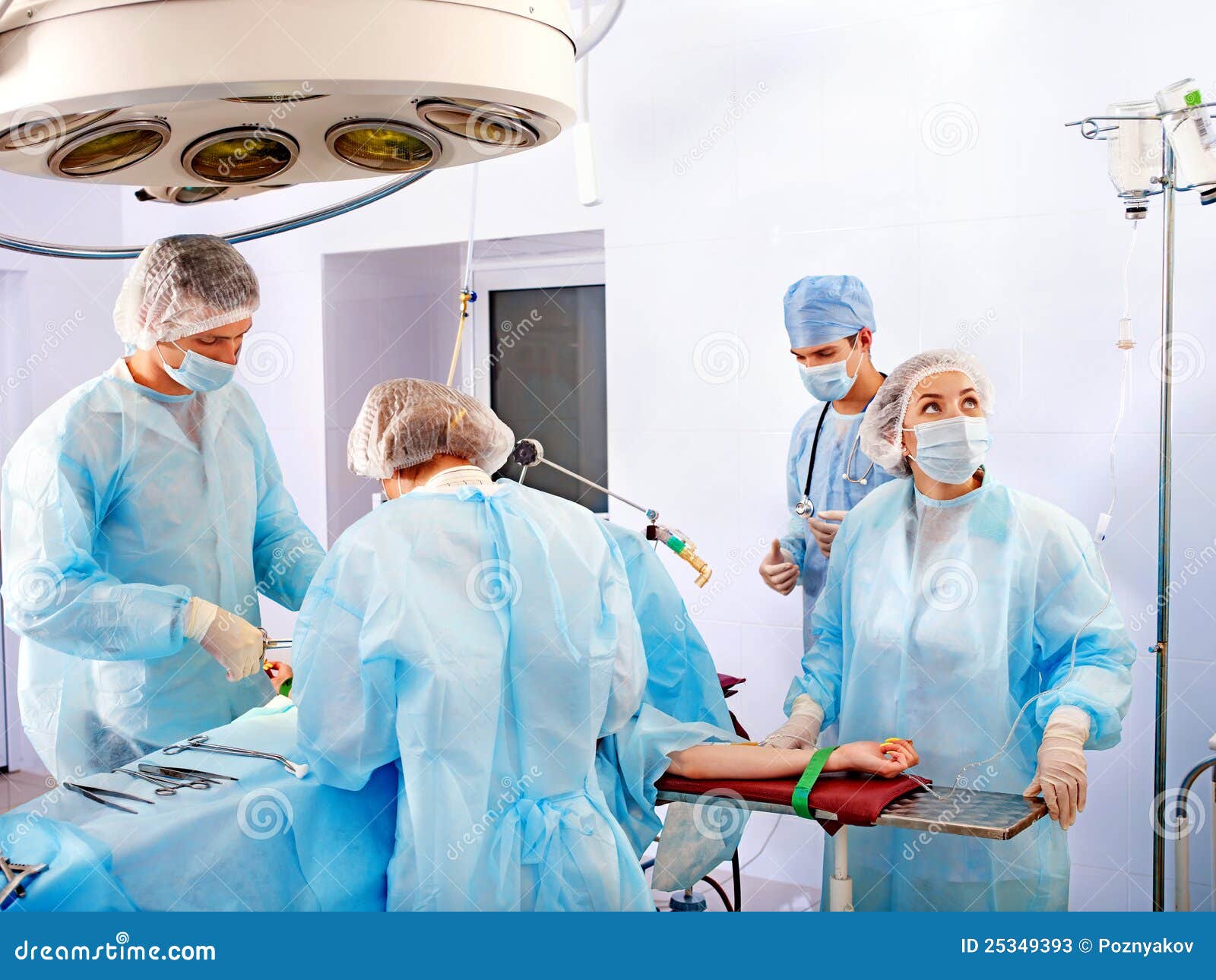 Surgeon At Work In Operating Room. Stock Photos - Image: 25349393