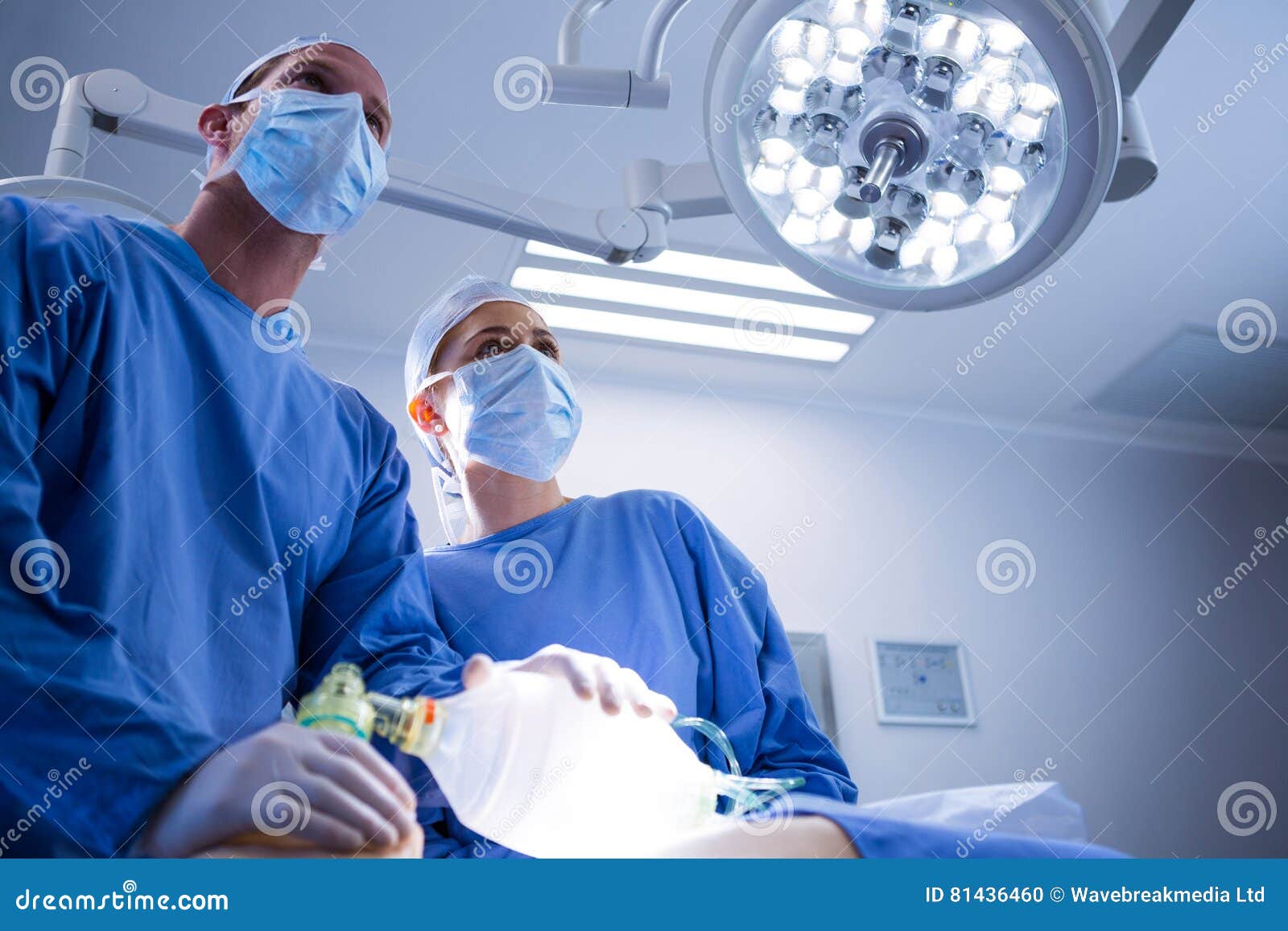 Surgeons Interacting with Each Other in Operation Theater Stock Photo ...