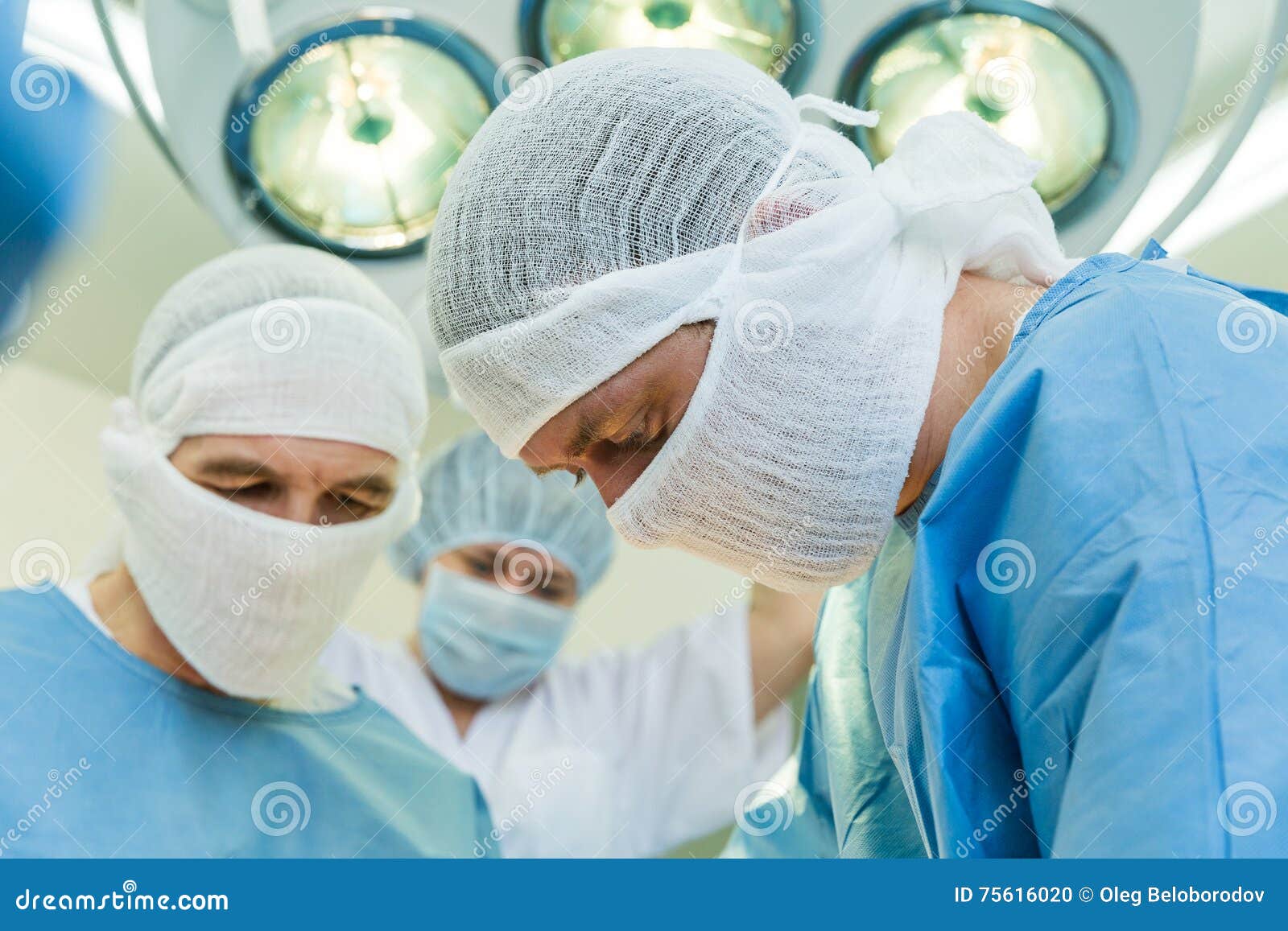 Surgeons during the Operation Stock Photo - Image of health, vessels ...