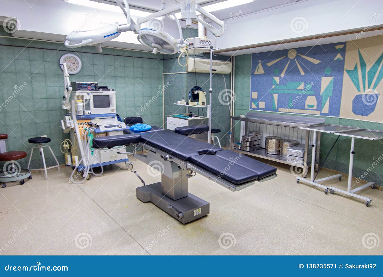 Surgery Room in hospital editorial photo. Image of landro - 138235571