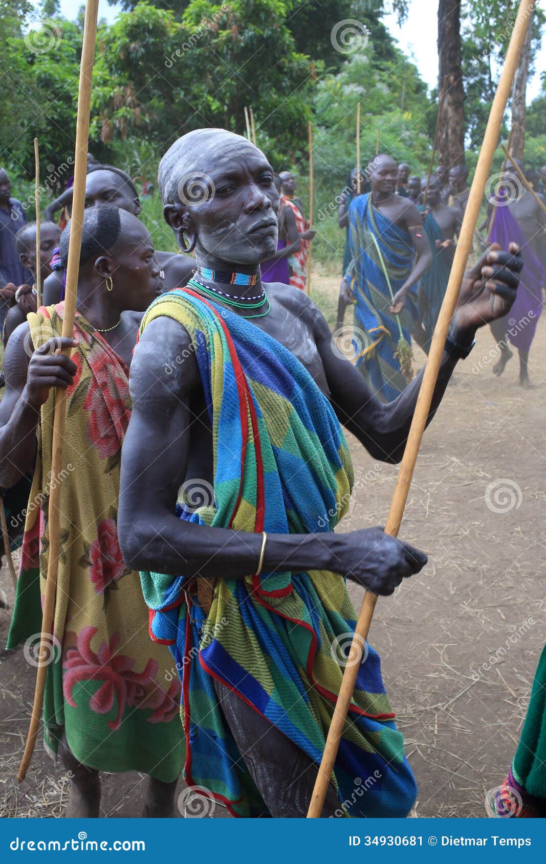 Suri dancer editorial photo. Image of holiday, development - 34930681