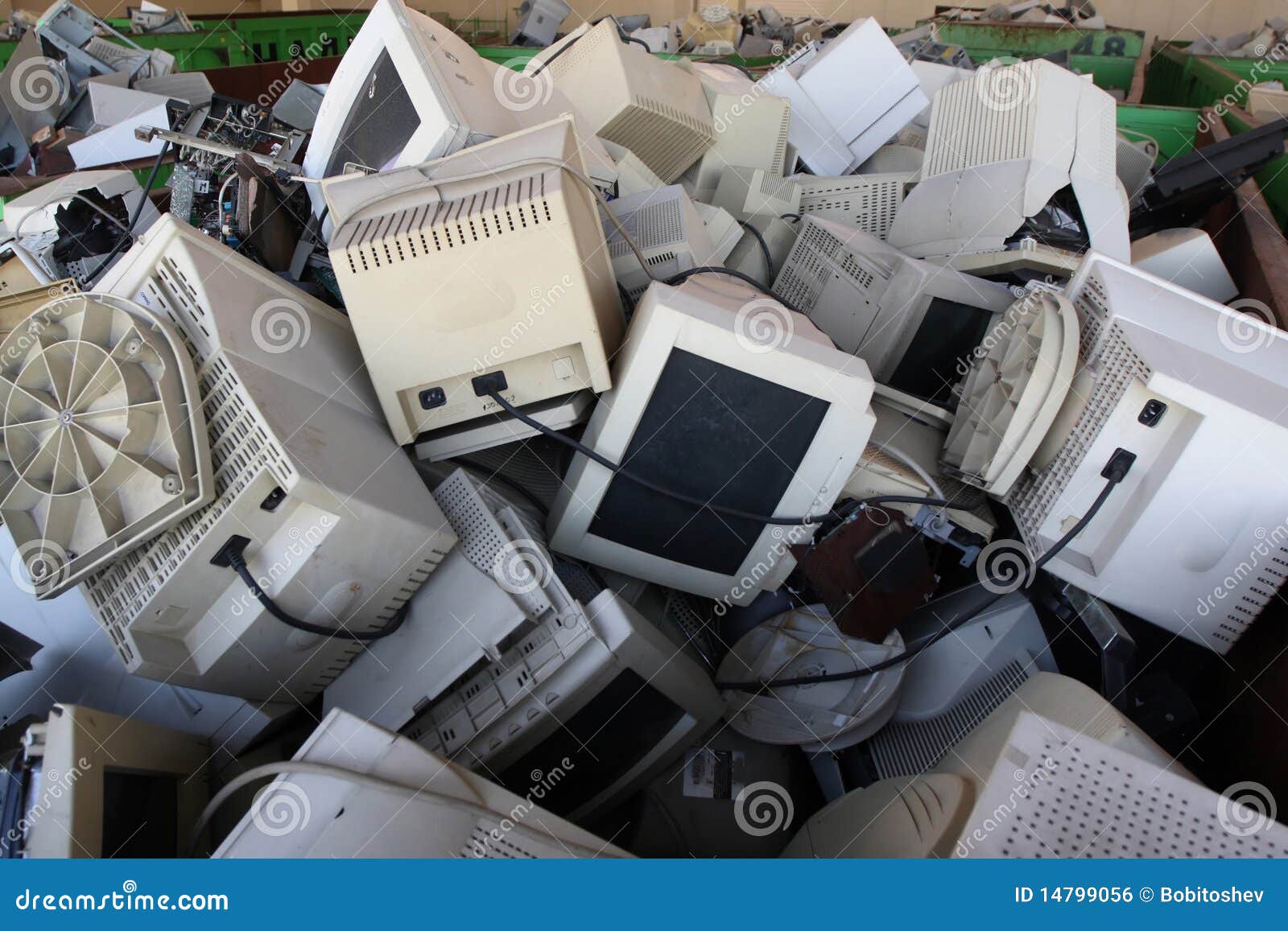 Surplus Electronics stock photo. Image of garbage, computer - 14799056