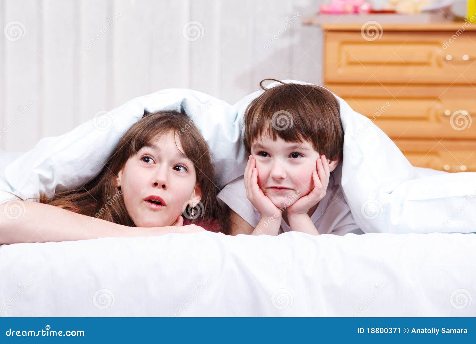 Surprised children stock image. Image of little, blanket - 18800371