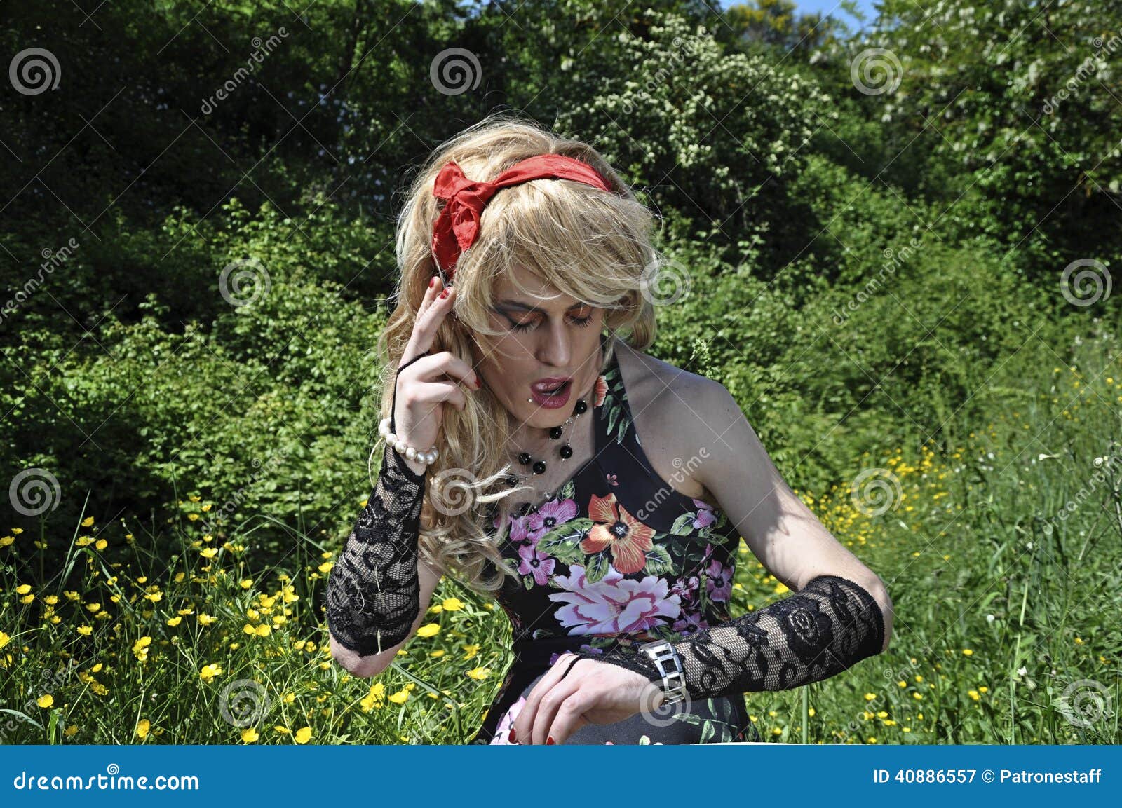 Surprised drag queen stock image. Image of blond, outdoors - 40886557