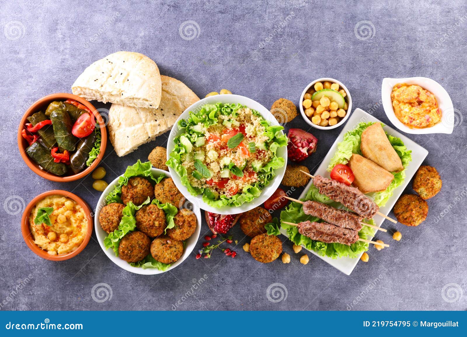 Surtido De Libaneses Tradicionales Imagen de archivo - Imagen de ...