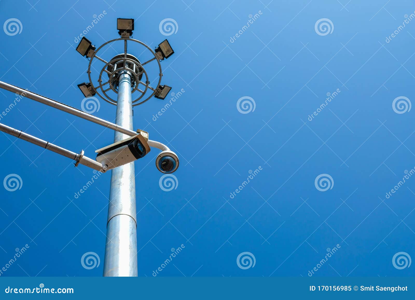 Surveillance Security Camera - Cctv and Lighting, Daylight Bottom View ...