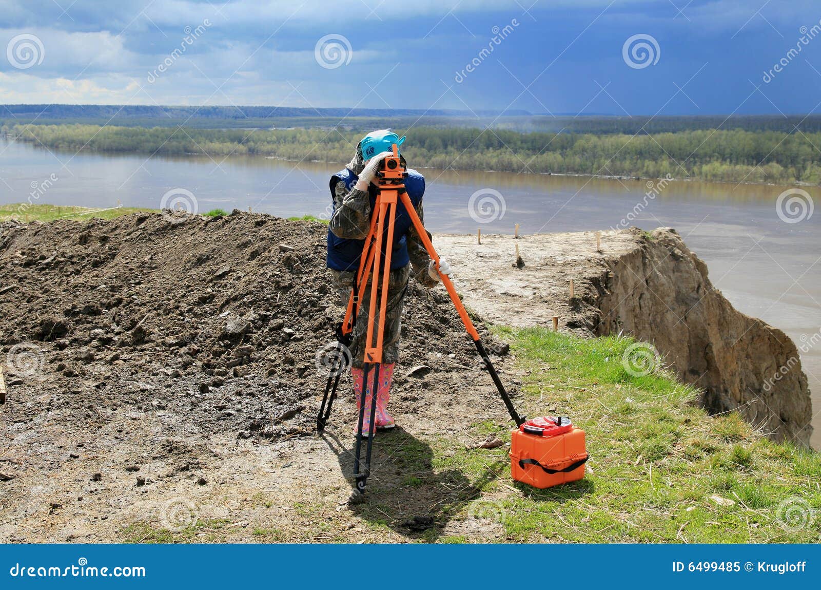 Surveyor working stock image. Image of working, outdoor - 6499485