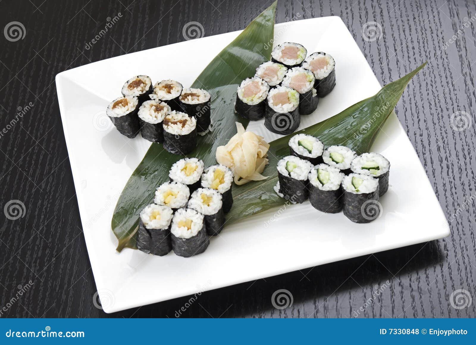 SUSHI TRADITIONAL JAPANESE FOOD Stock Photo - Image of maguro, gari ...