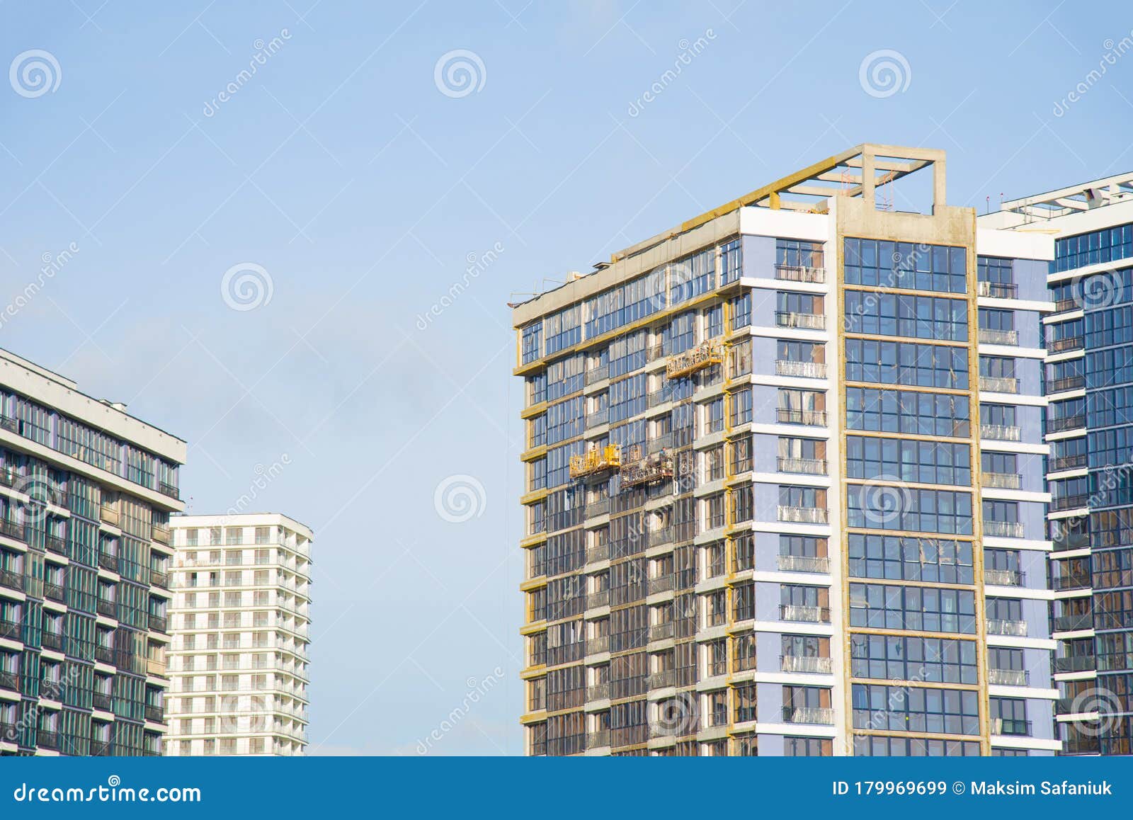 The Suspended Cradle For Exterior Work In Hi-rise Building Construction ...