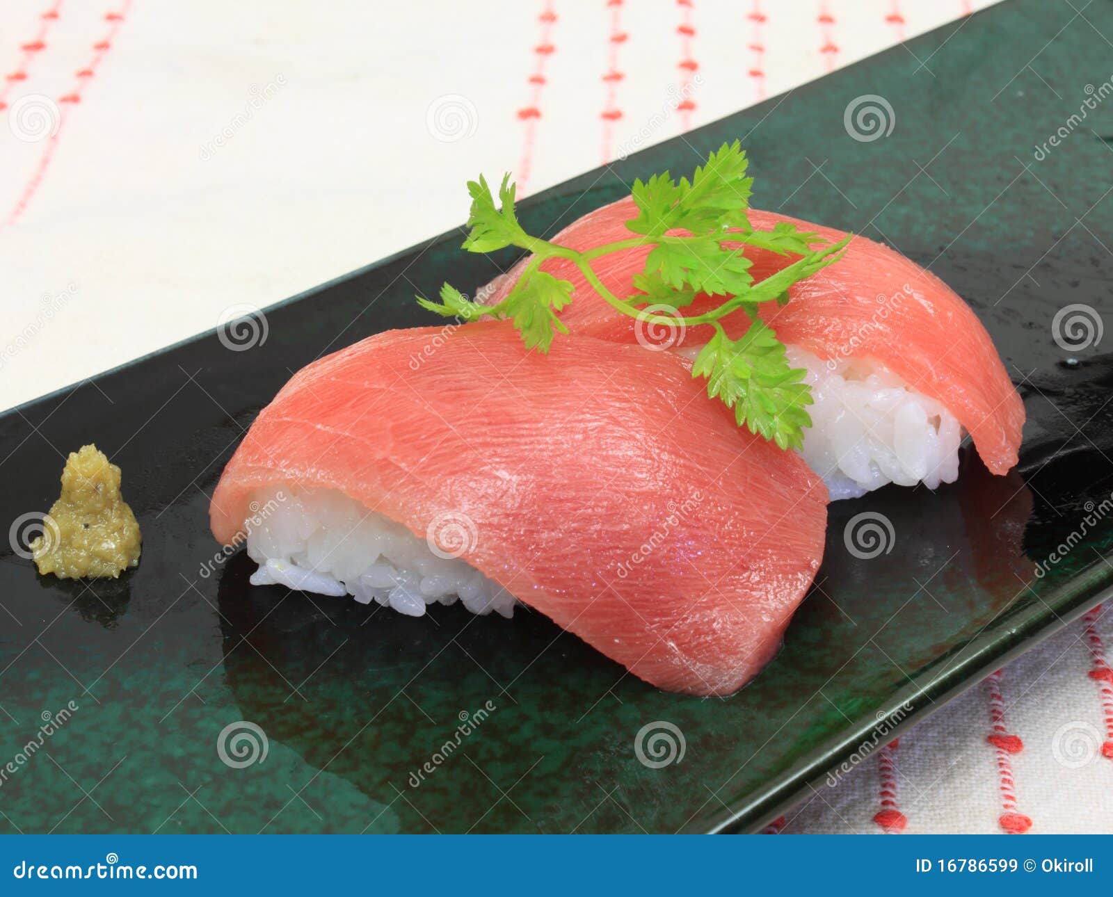 Suszi obraz stock. Obraz złożonej z smakosz, suszi, seafood - 16786599