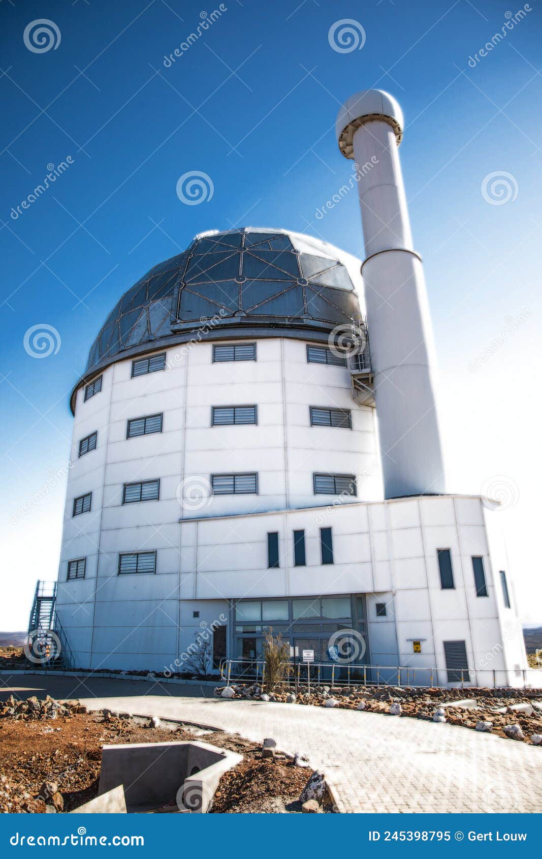 Sutherland Main SALT Telescope Array Stock Image - Image of beautiful ...