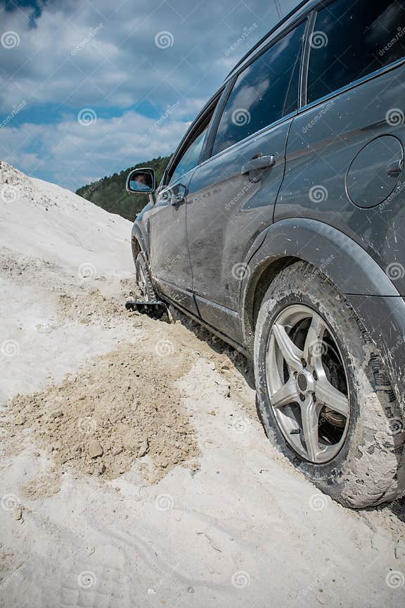 Suv car stuck in sand stock photo. Image of nature, truck - 210475186