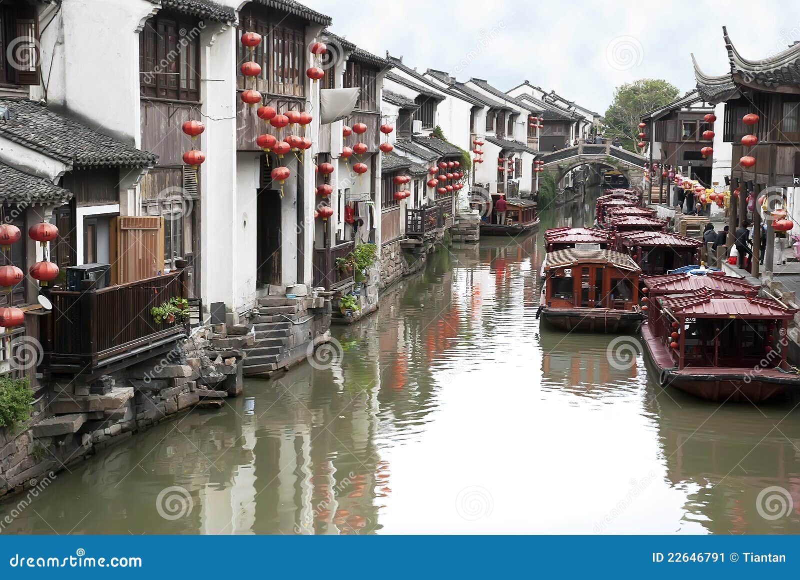 2,405 Suzhou River Bridge Stock Photos - Free & Royalty-Free Stock ...