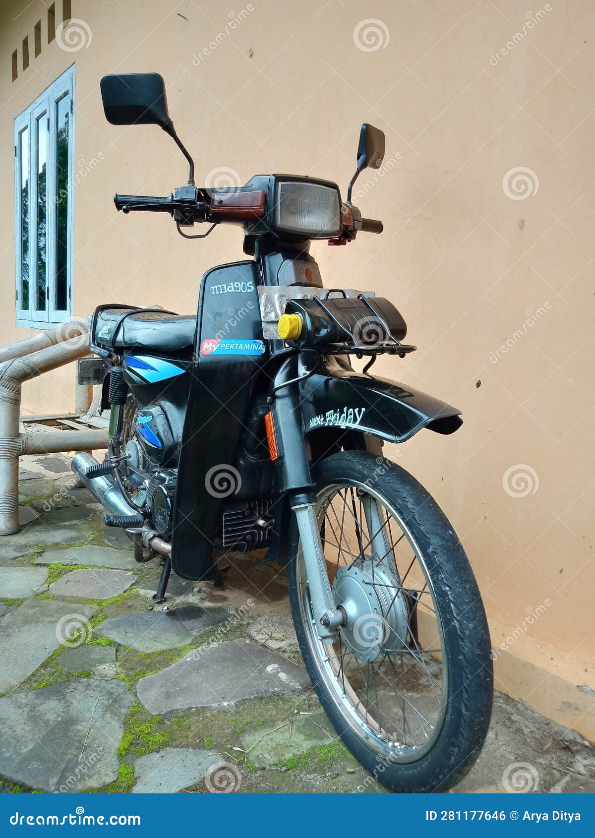 Suzuki Rc 2003 Indonesian Style Motorcycle Editorial Photo - Image of ...