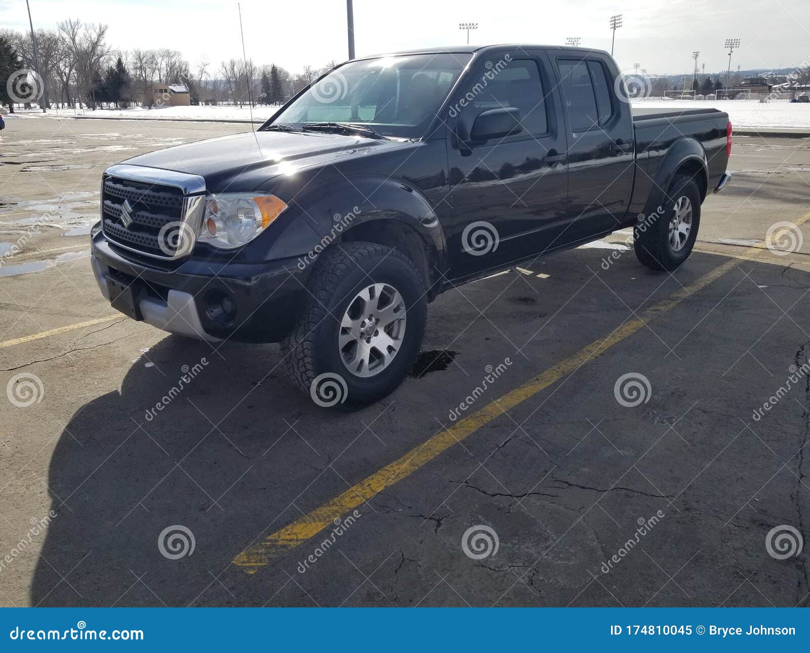 Suzuki Truck Equator Pickup Frontier Editorial Image - Image of ...