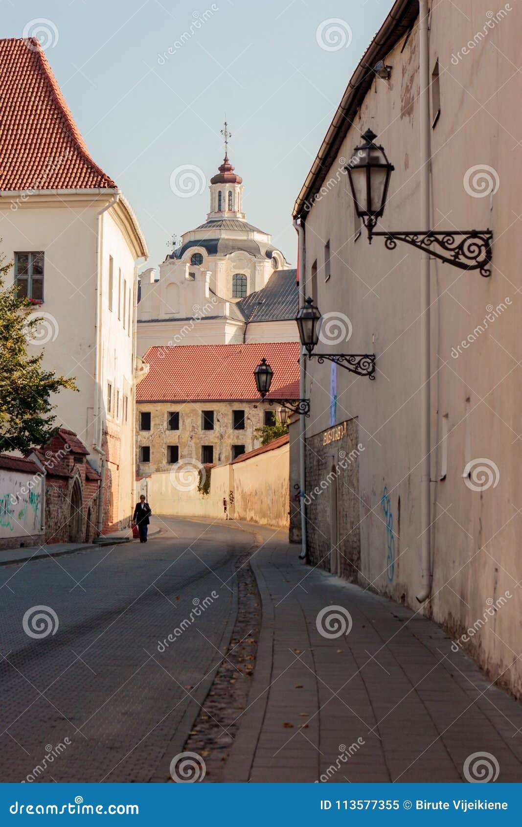 SV Ignotostraat in De Oude Stad Van Vilnius Redactionele Afbeelding ...