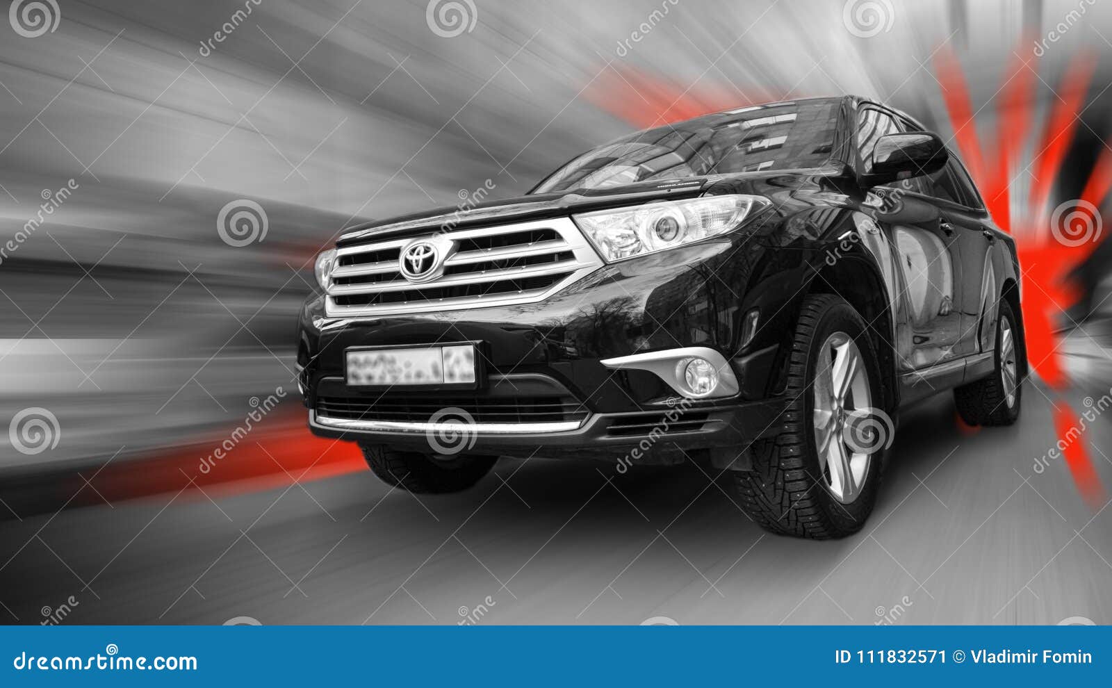 Svart bil redaktionell bild. Bild av lampa, bakgrund - 111832571