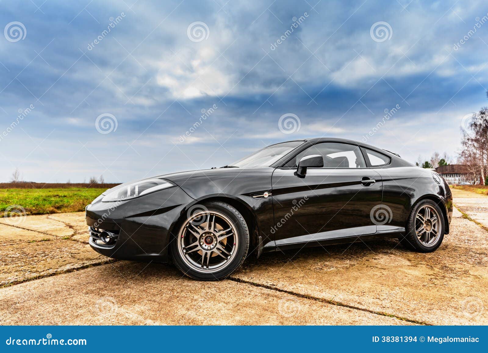 Svart sportbil arkivfoto. Bild av hastighet, dörr, kupp - 38381394