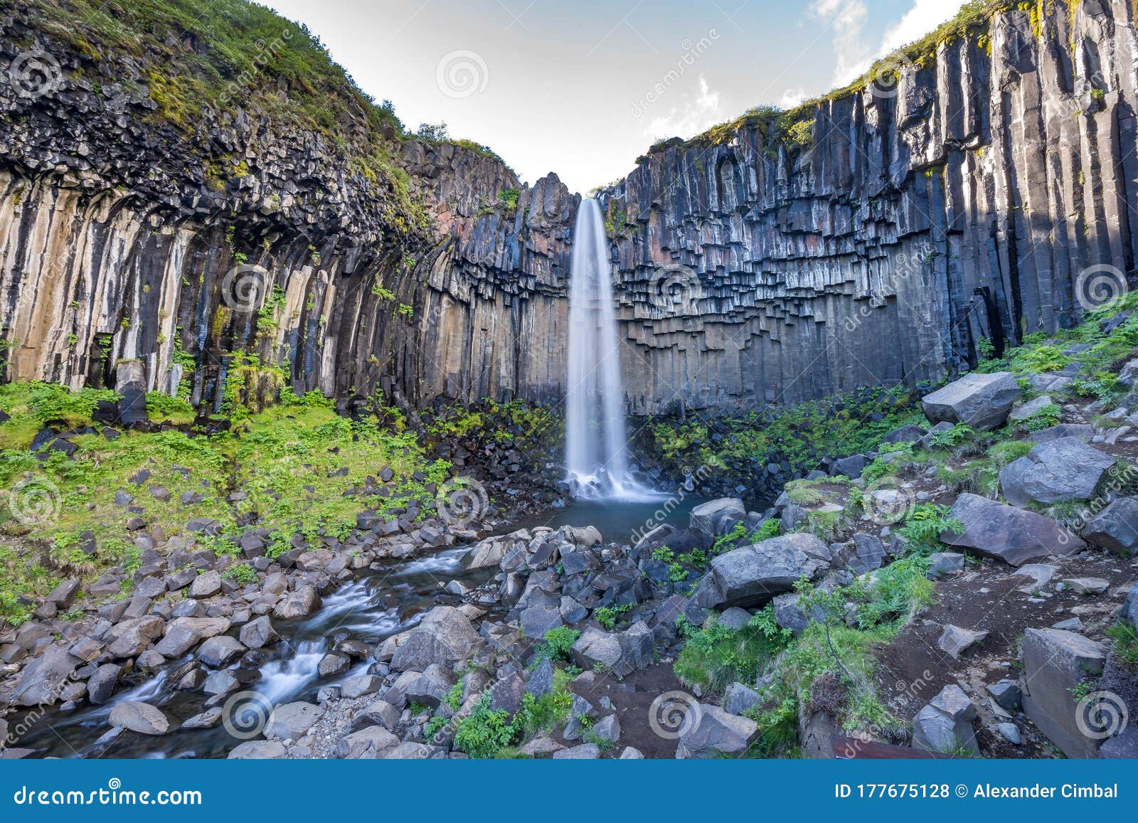 Svartifoss Waterfall Surrounded by Dark Lava Basalt Columns, Iceland ...