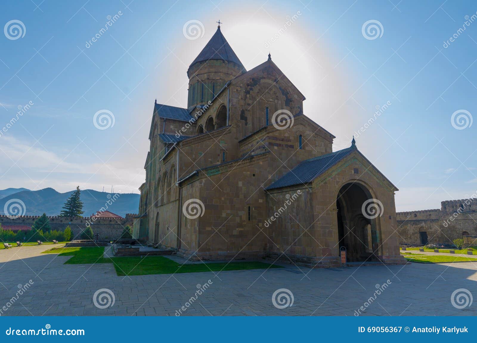 The Svetitskhoveli Cathedral 11th Century in Mtskheta in Summer Day ...