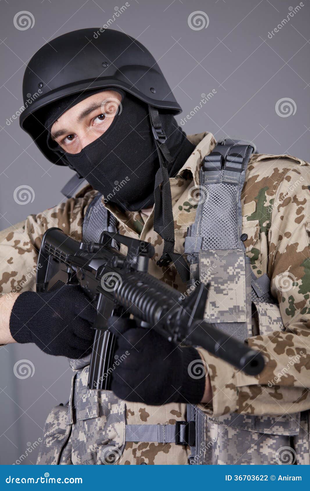 SWAT Commander with Machine Gun Stock Photo - Image of danger, goggles ...