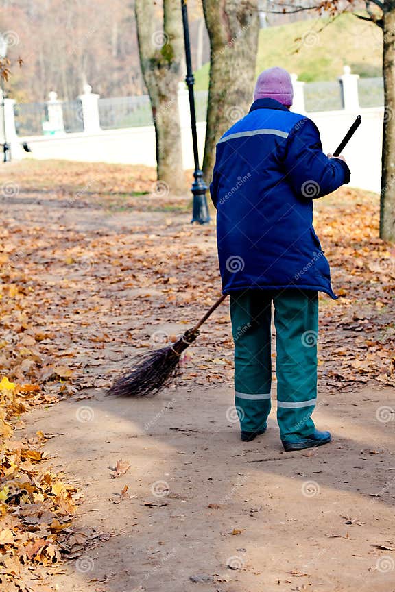 Sweeping stock image. Image of season, landscaper, leaves - 21918295