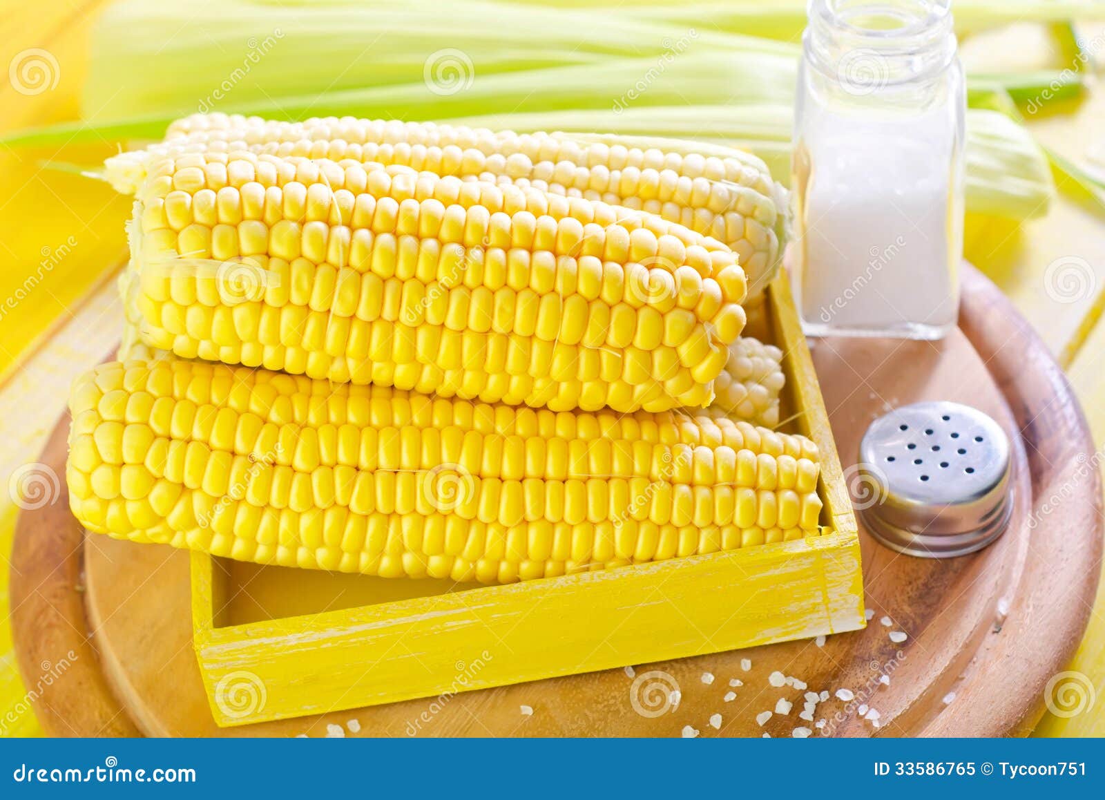 Sweet corn stock image. Image of organic, kernels, corn - 33586765