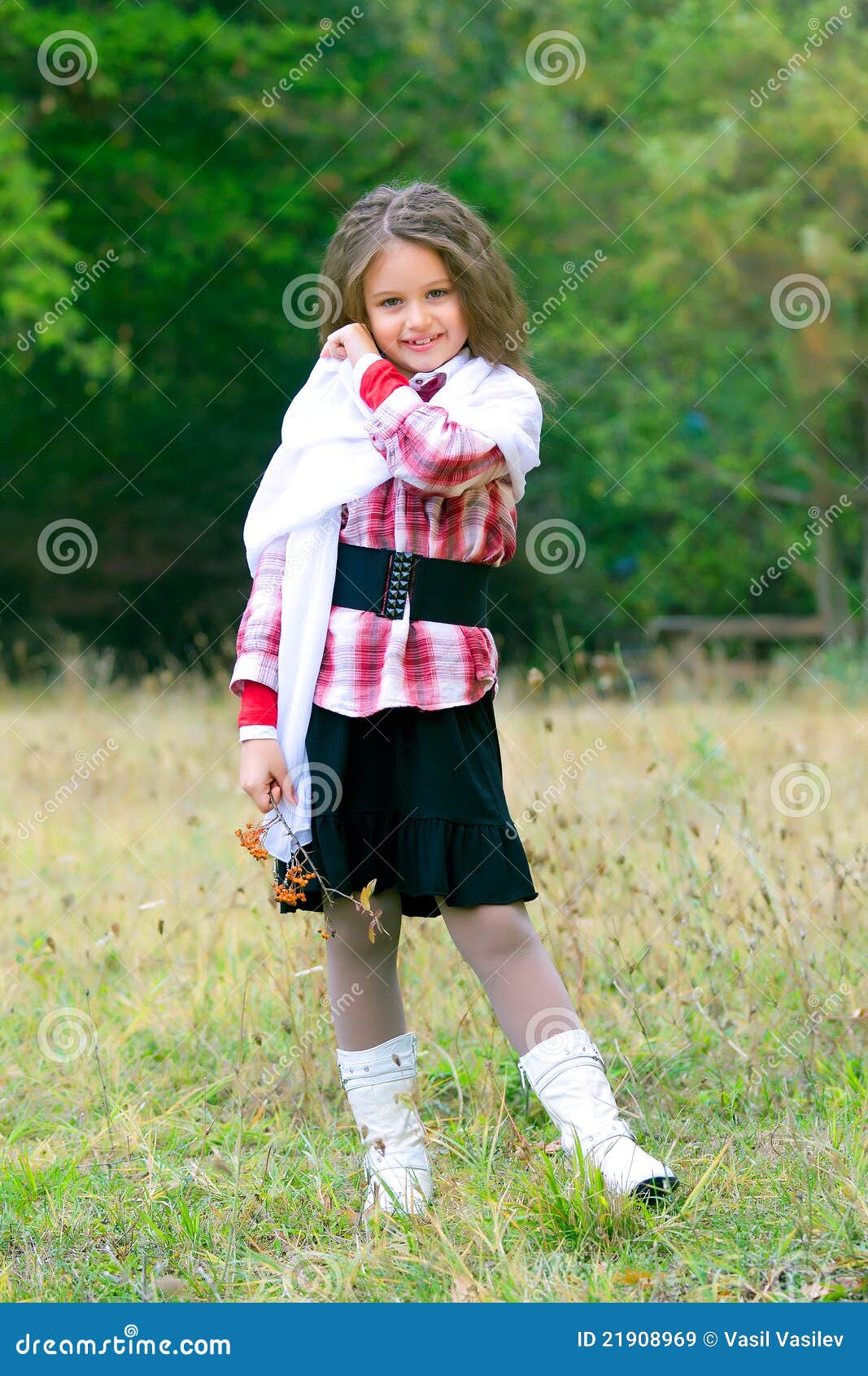 Sweet little girl stock image. Image of green, beautiful - 21908969