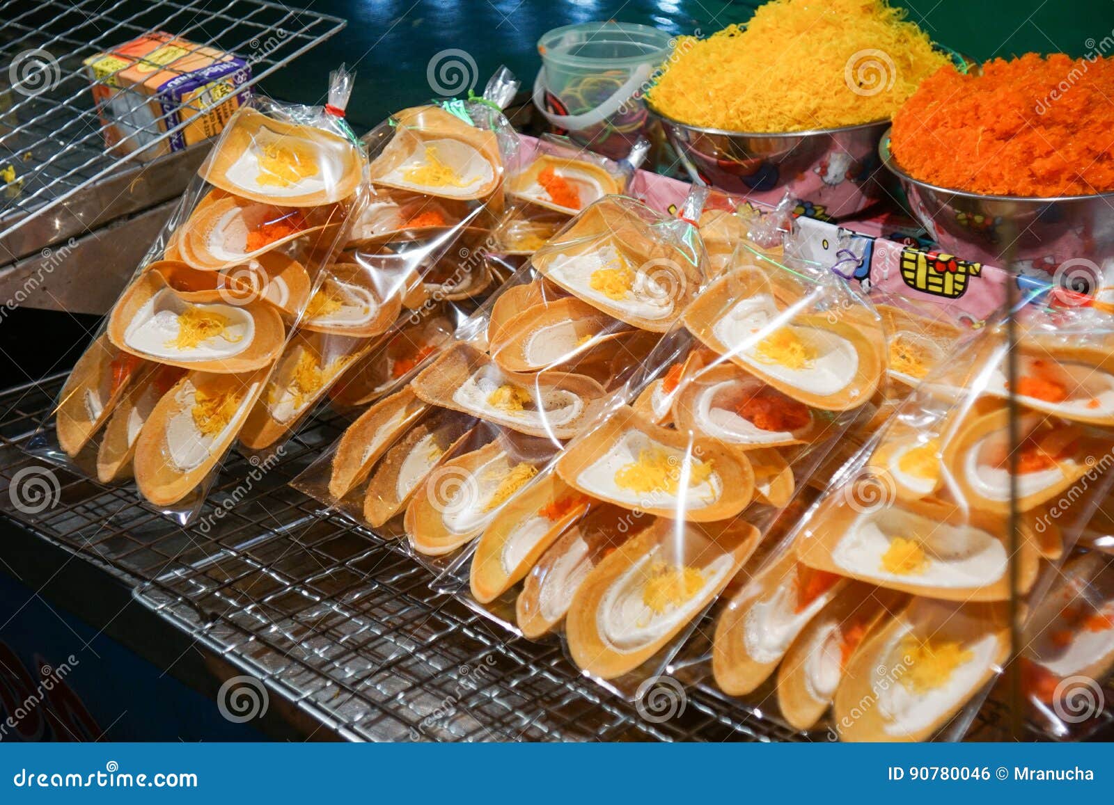Sweet Thai Crispy Crape at Night Market Stock Photo - Image of shopping ...