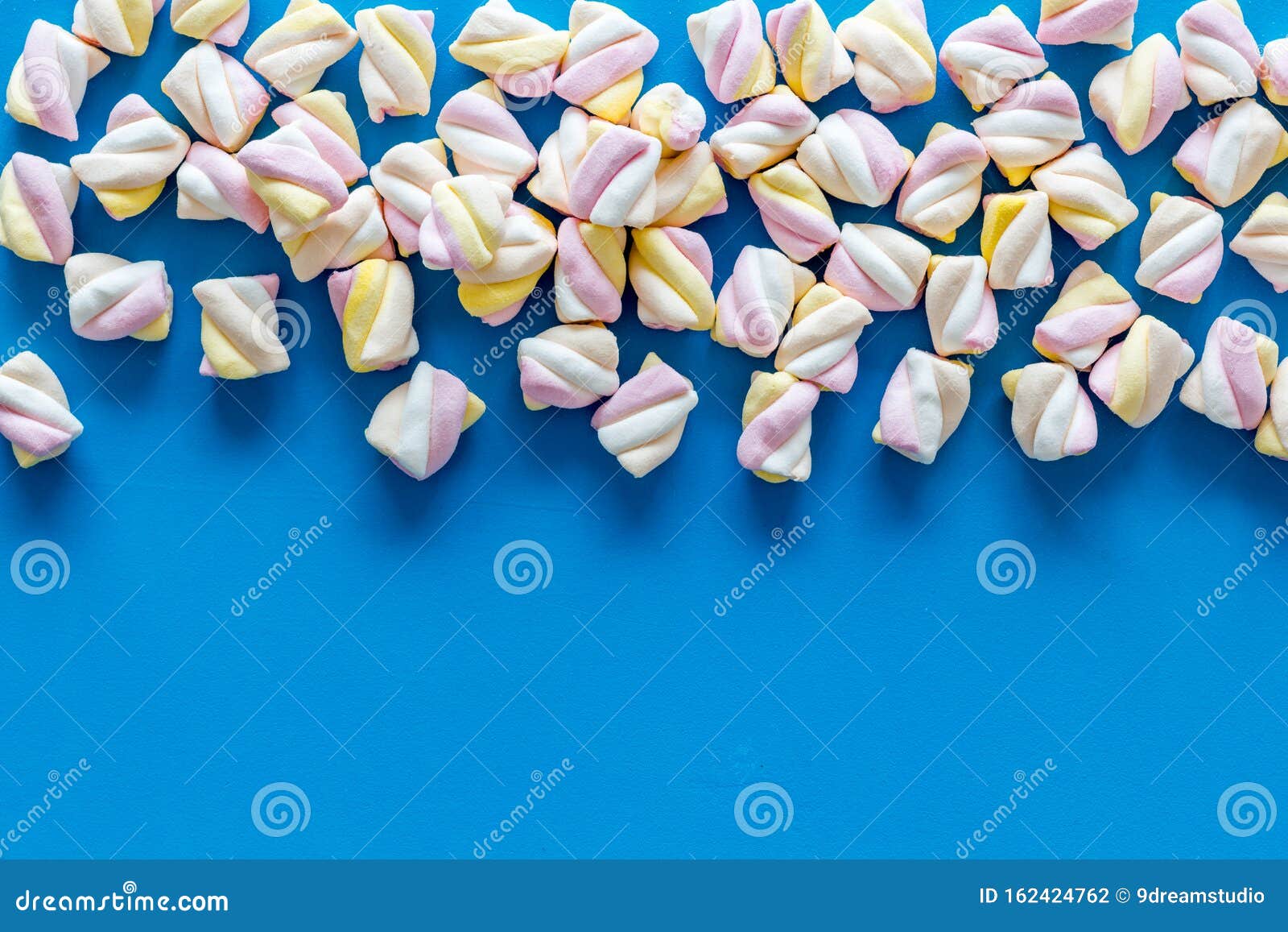 Sweets. Marshmallows Frame on Blue Background Top View Space for Text ...
