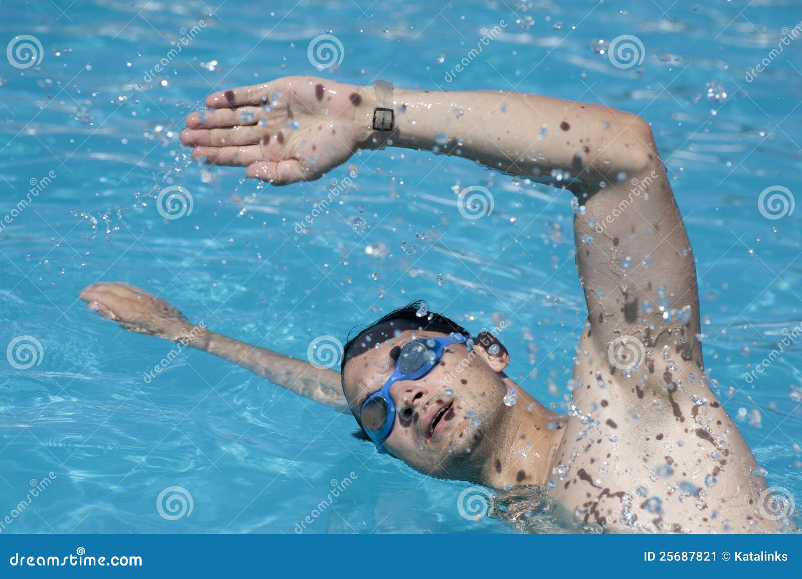 Swimmer Performing Crawl Stroke Stock Image - Image of drops, glasses ...