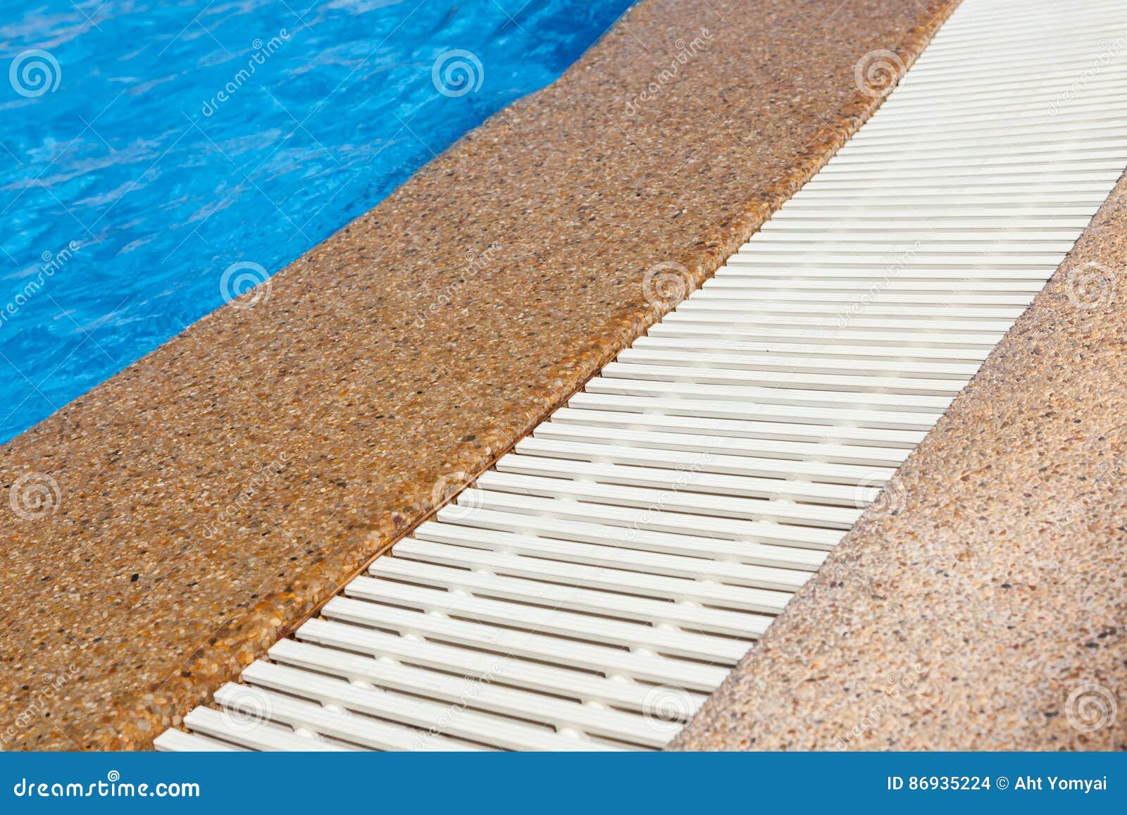 Swimming Pool Edge with Drainage Ditch Stock Photo - Image of beautiful ...