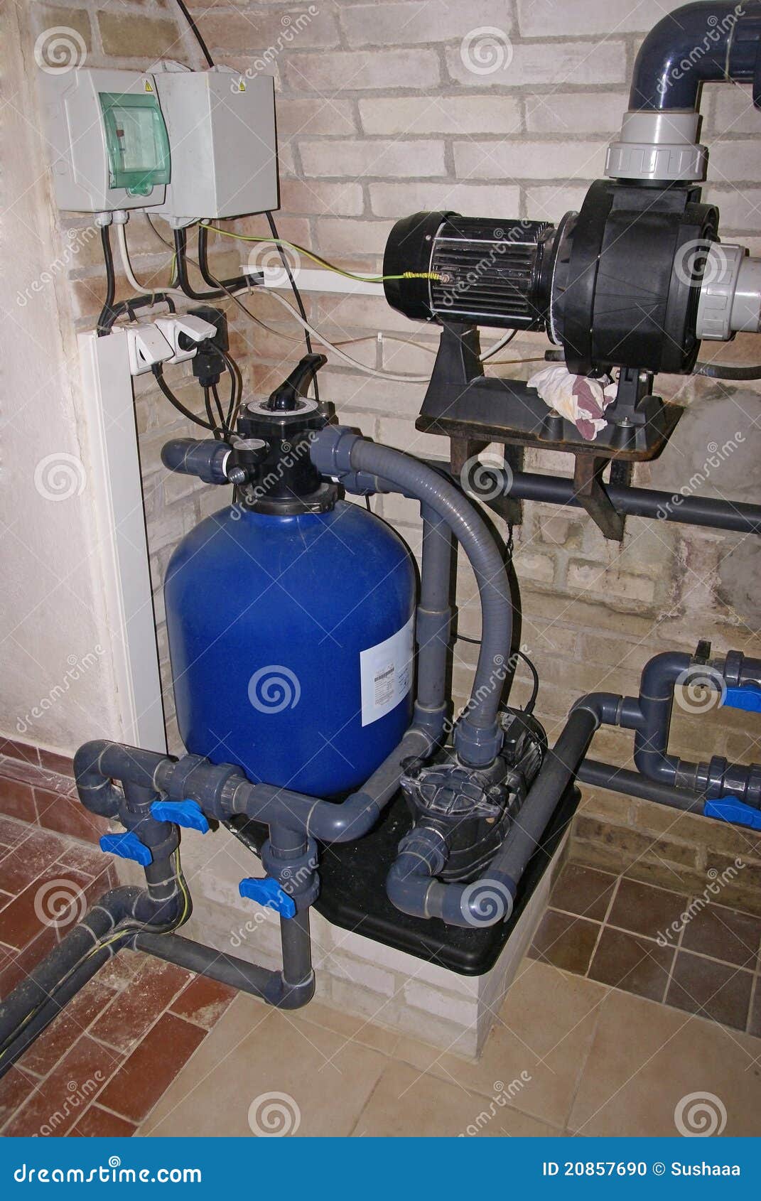 Swimming Pool Filtration System Stock Photo - Image of pool, machine ... Swimming Pool Filtration System Stock Photo - Image of pool, machine ...