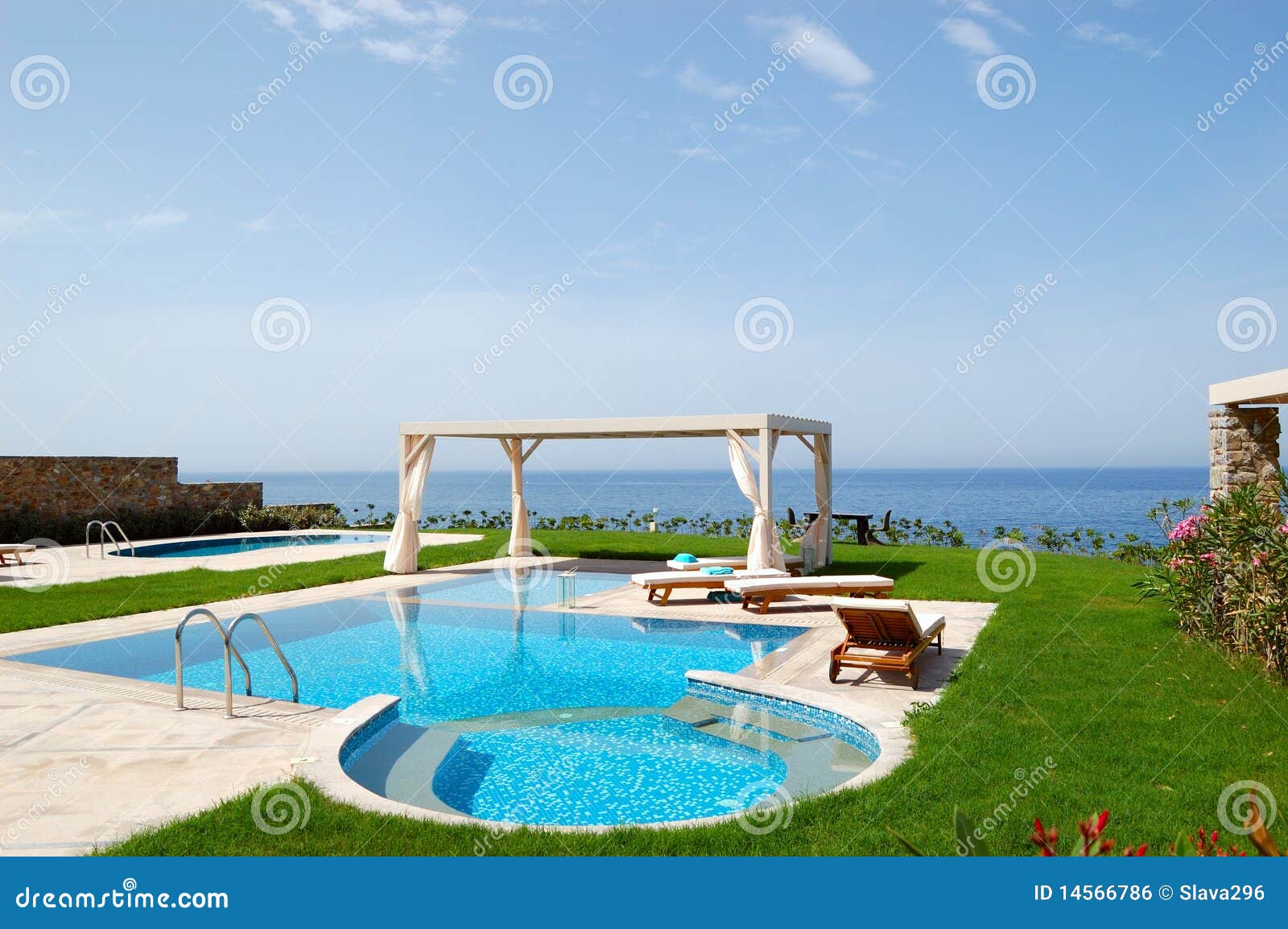 Swimming Pool at Luxury Villa Stock Photo - Image of luxurious, outdoor ...