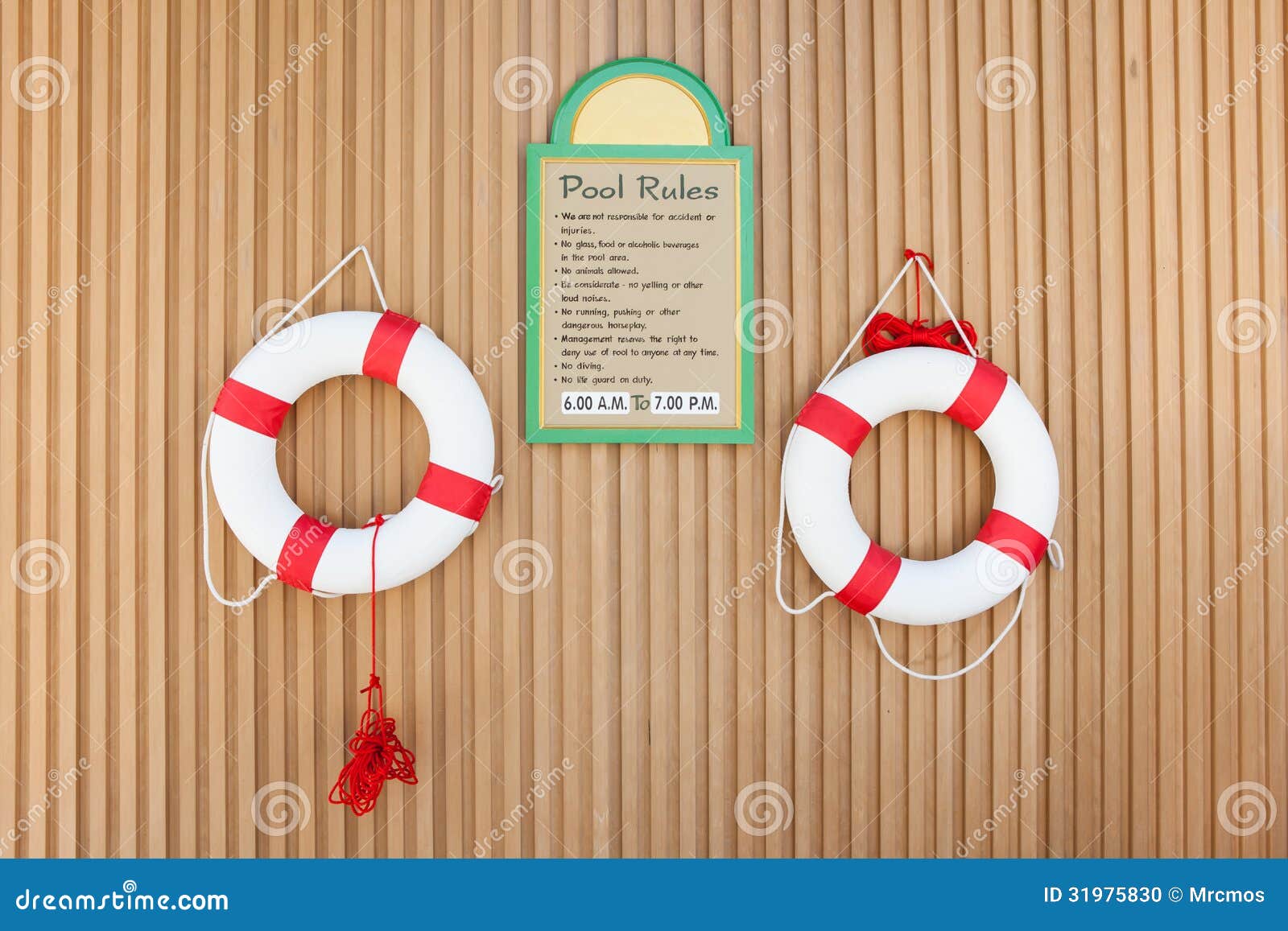 `Pool Rules` Sign Posted At The Deep End Of A Swimming Pool Royalty ...