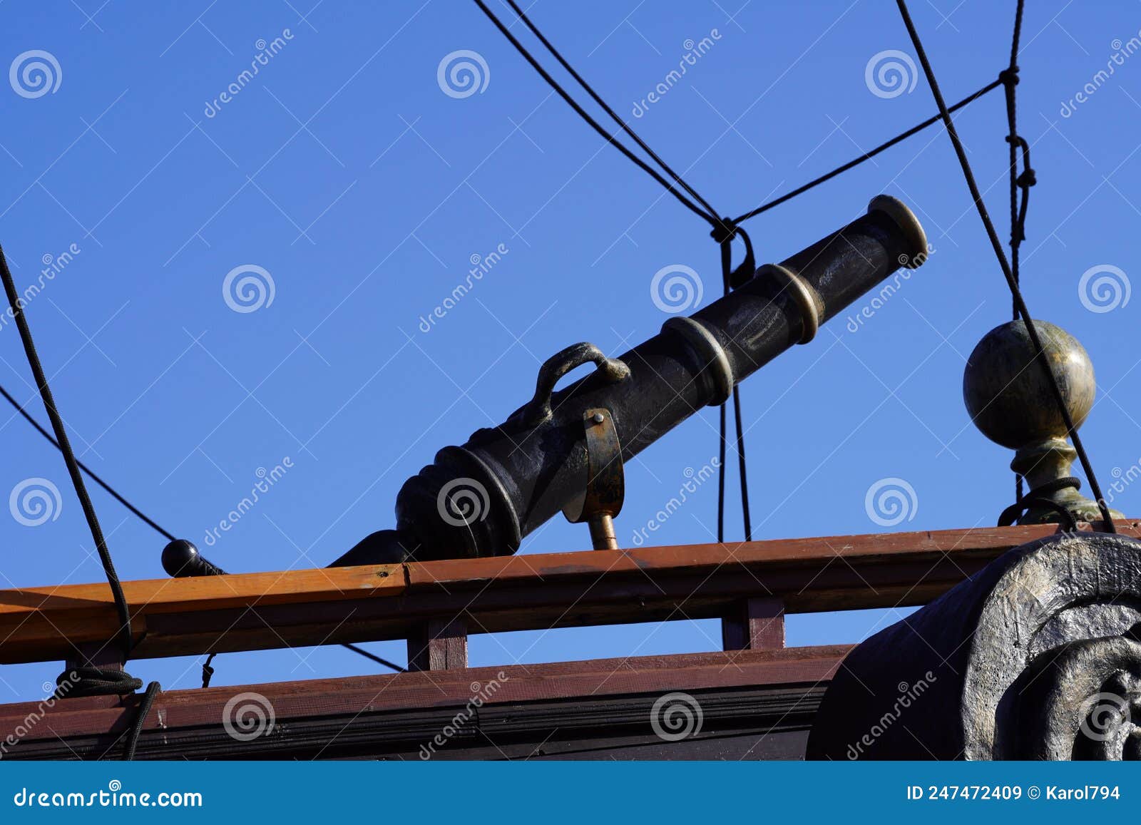 Swing gun of a pirate ship stock image. Image of chain - 247472409