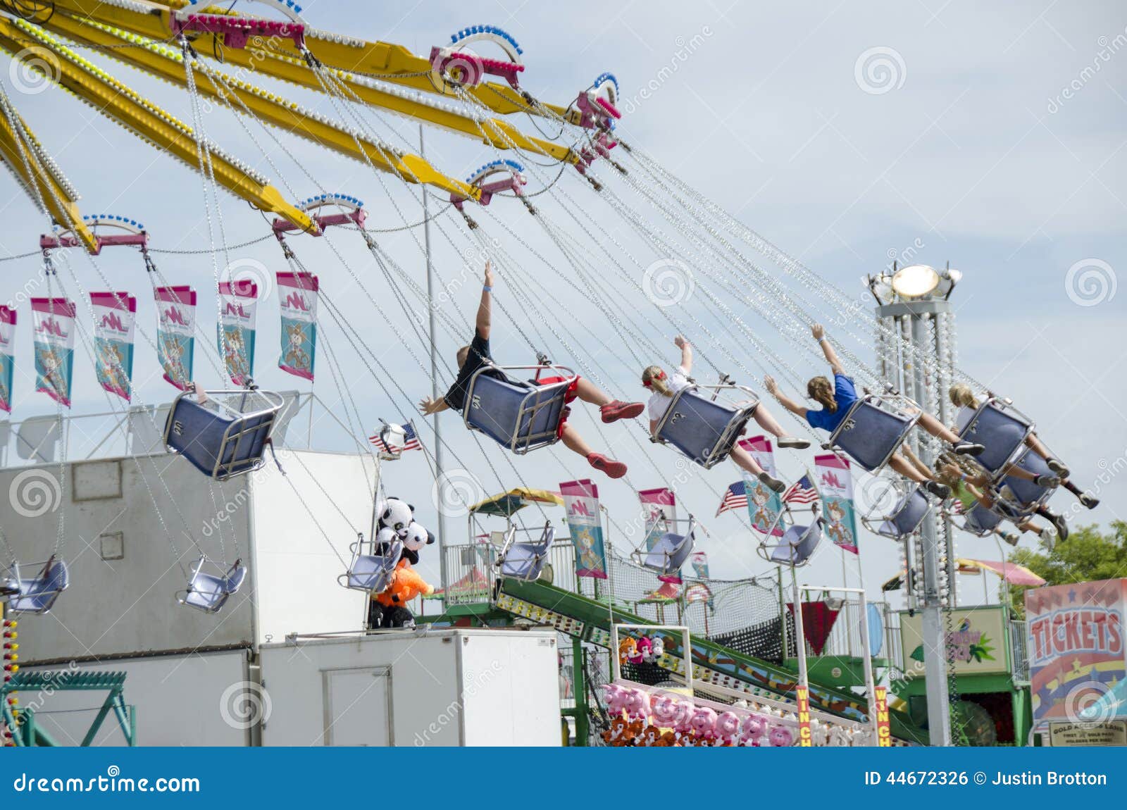 Swing ride editorial photo. Image of amusement, ride - 44672326