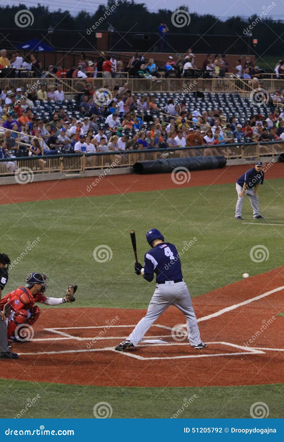 Swinging batter editorial photography. Image of competition - 51205792